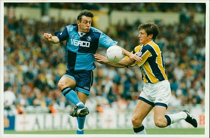 Amazon.com: Vintage photo of Tony Ellis: Entertainment Collectibles