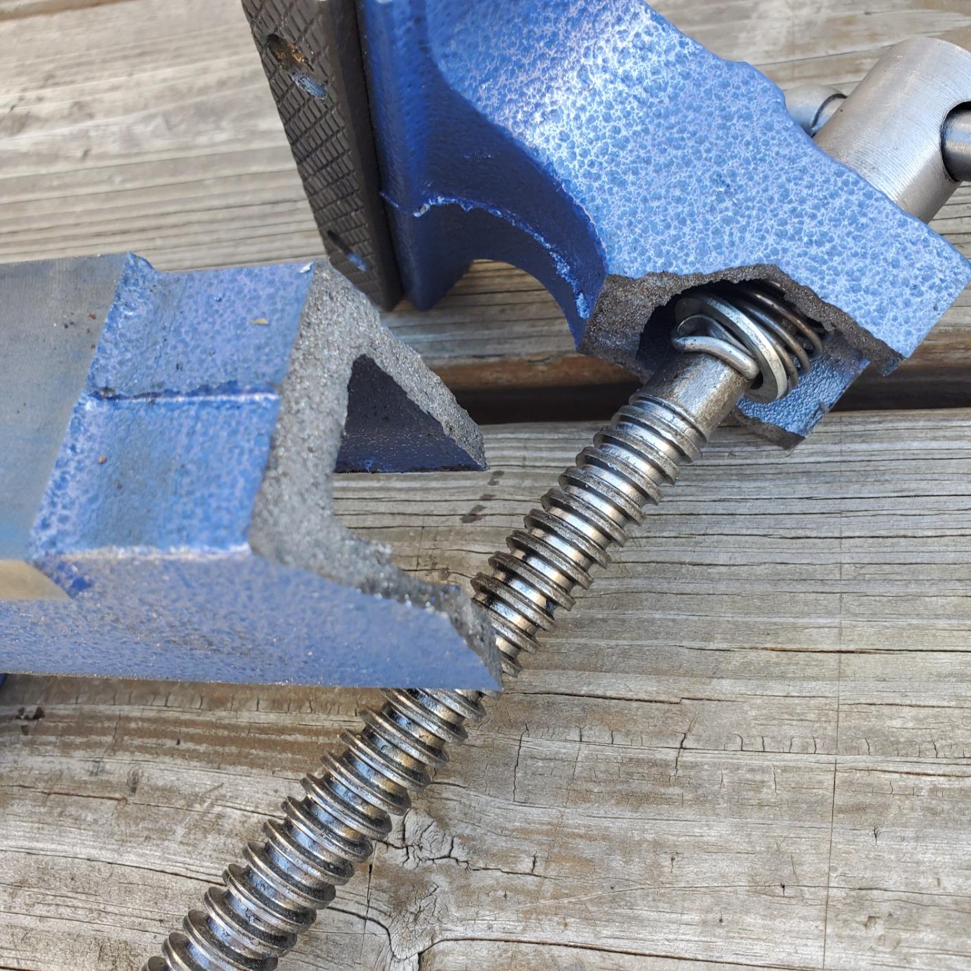 $11/mo - Finance 4" Bench Vise with Anvil 360 Swivel Locking Base Table ...