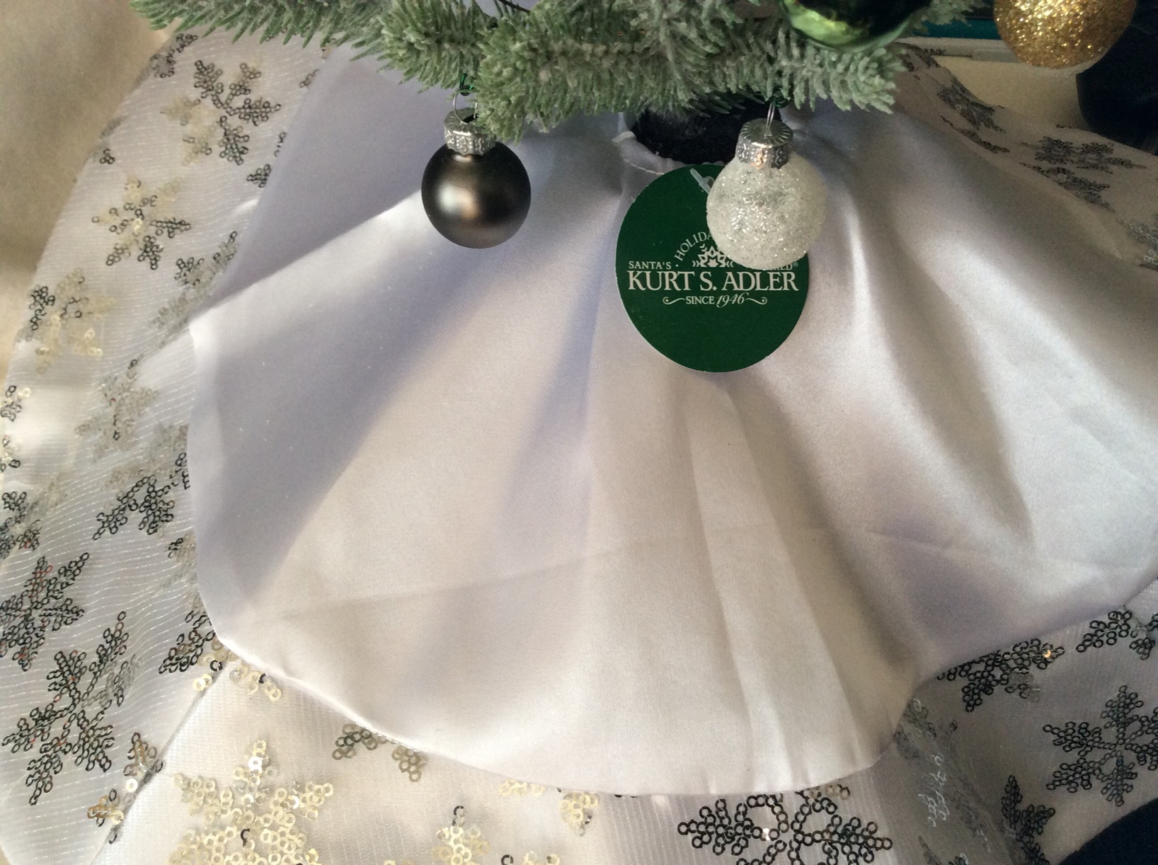 $3/mo - Finance Kurt Adler Tiny 20-inch Miniature Satin Tree Skirt with ...