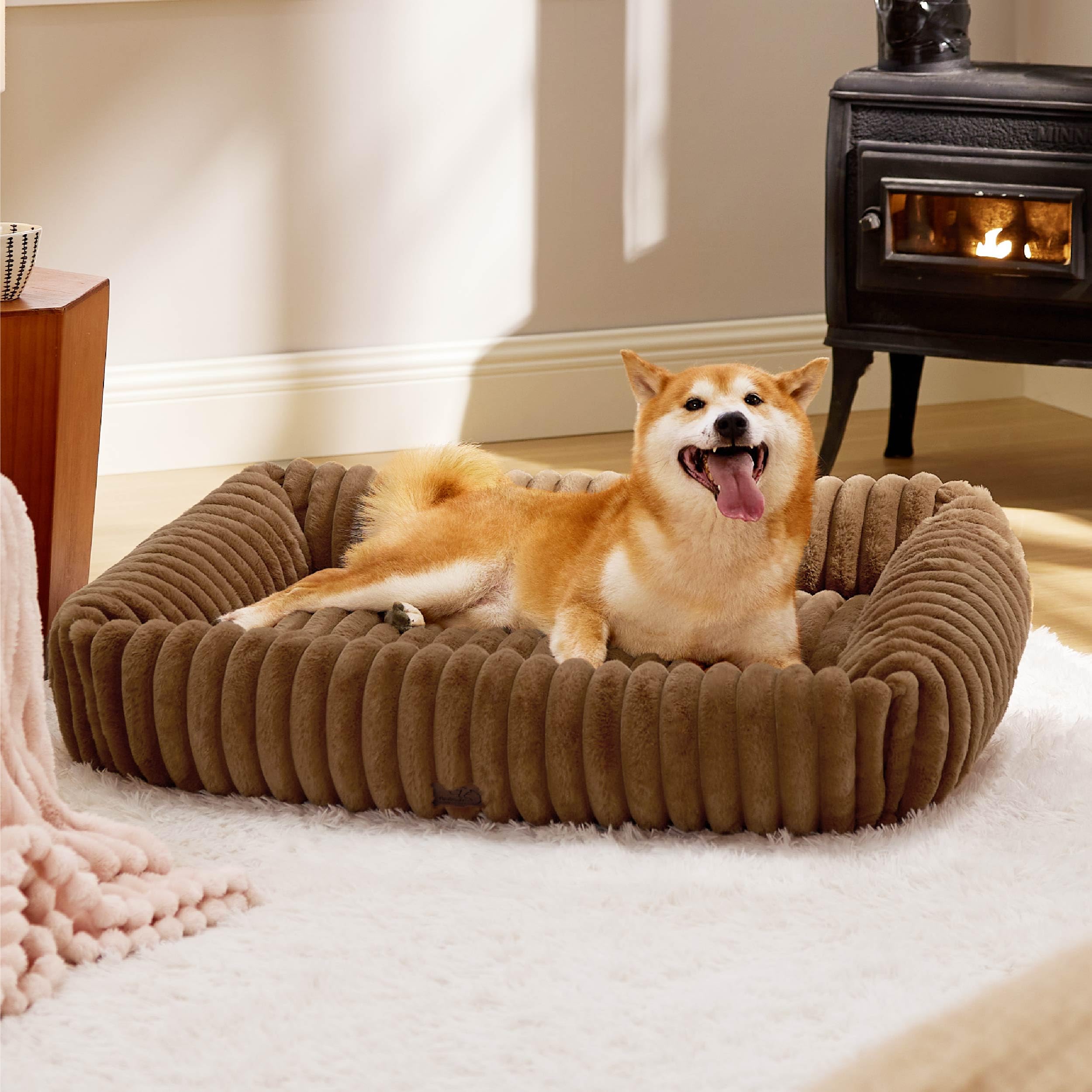 Bedsure Cute Dog Bed for Large Dogs - Washable Furry Puppy Beds ...