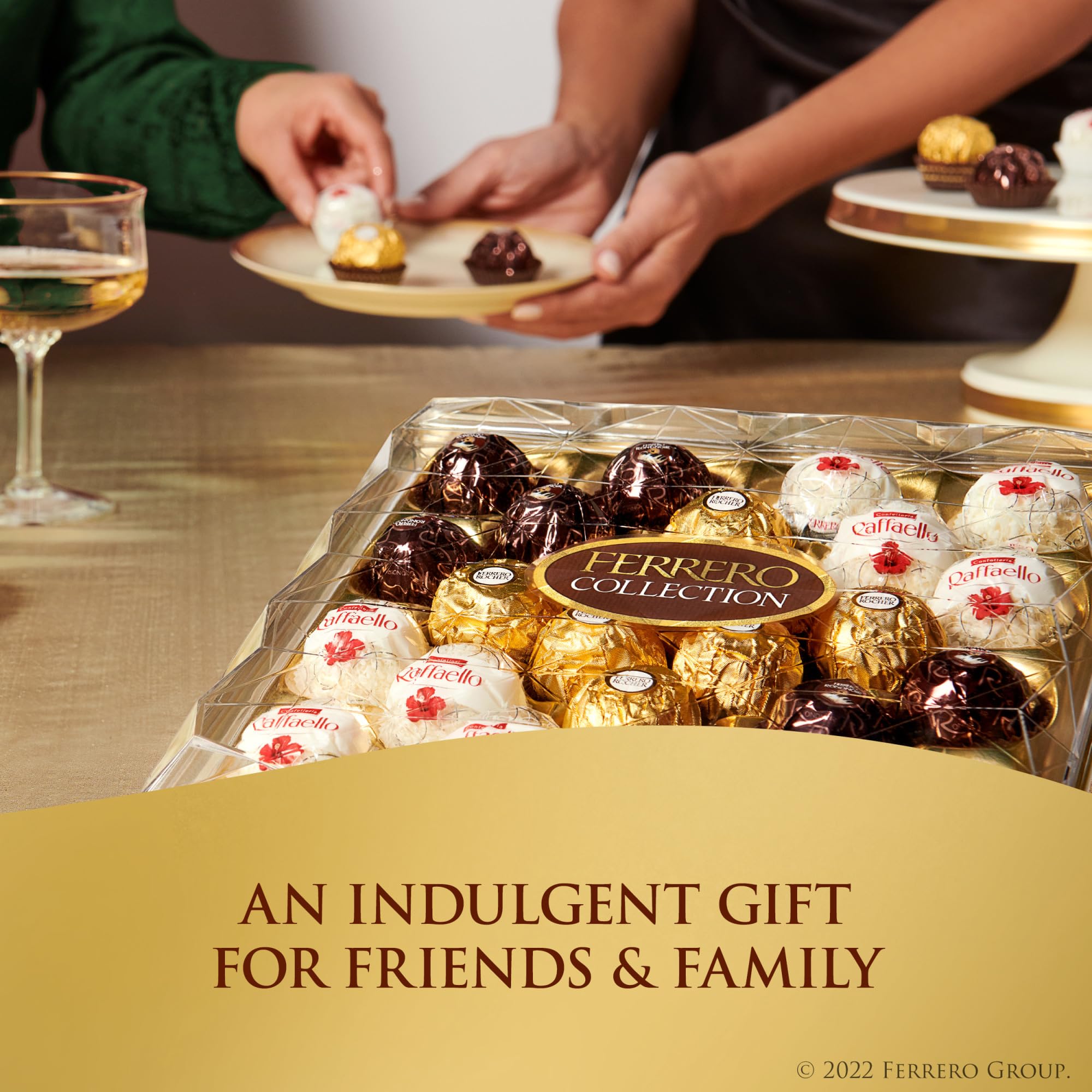 Mua Ferrero Collection, 12 Count, Premium Gourmet Assorted Hazelnut ...