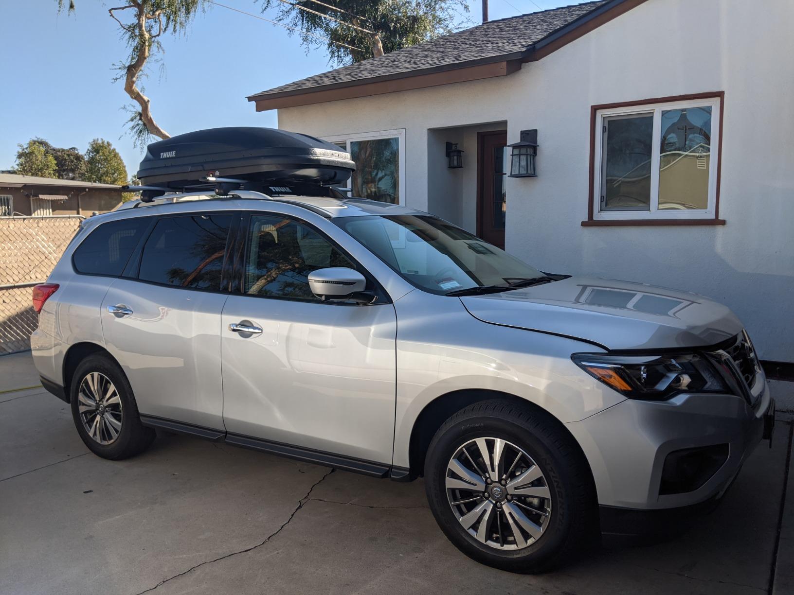 $19/mo - Finance Thule 614 Pulse Rack, Medium, Black | Buy Now, Pay Later