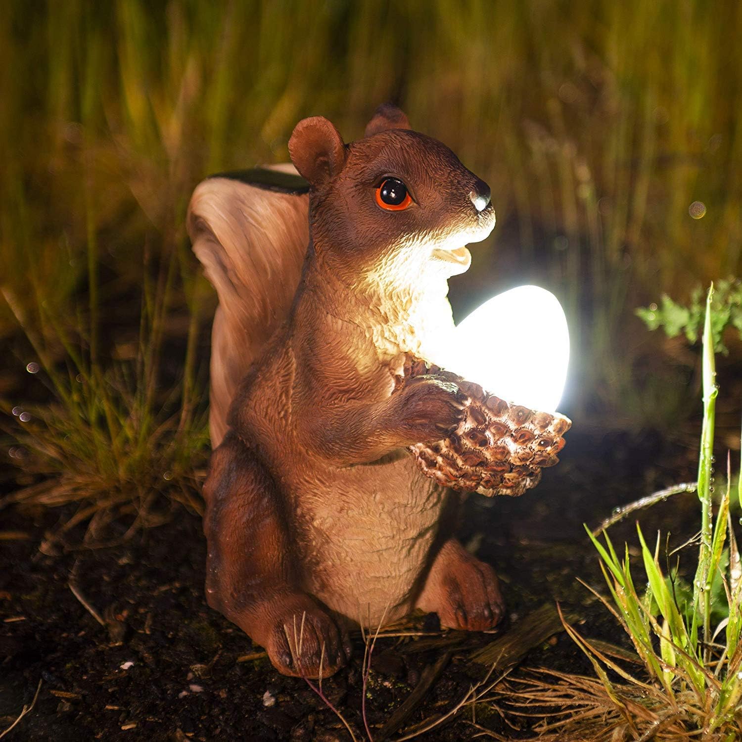 Garden Mile® Novelty Light Up Squirrel Solar Power Red Squirrel Solar ...