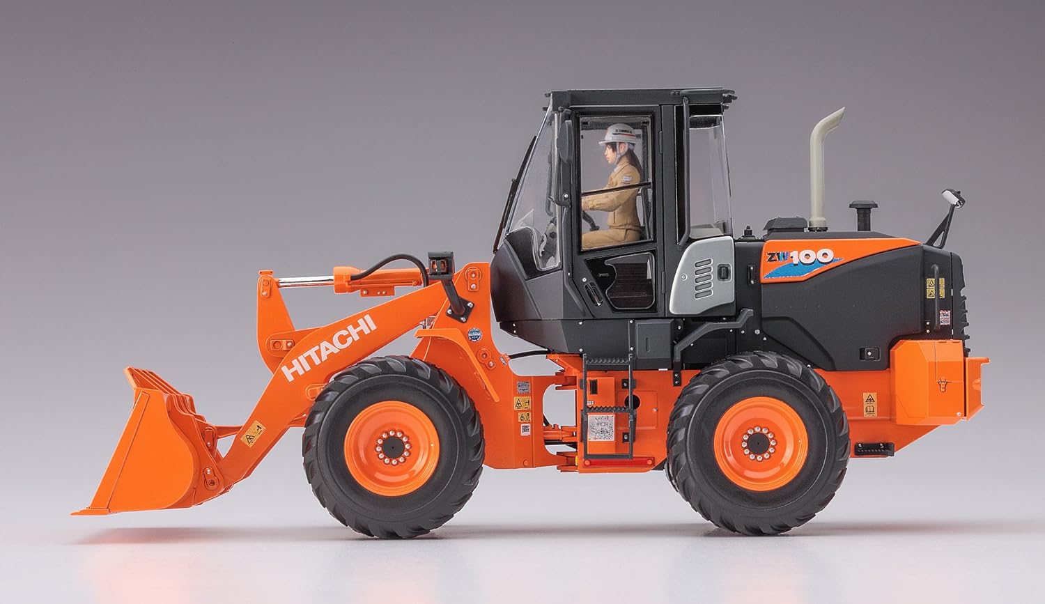 Hasegawa HWM04 1:35 Hitachi Wheel Loader ZW100-6, Multi – BigaMart