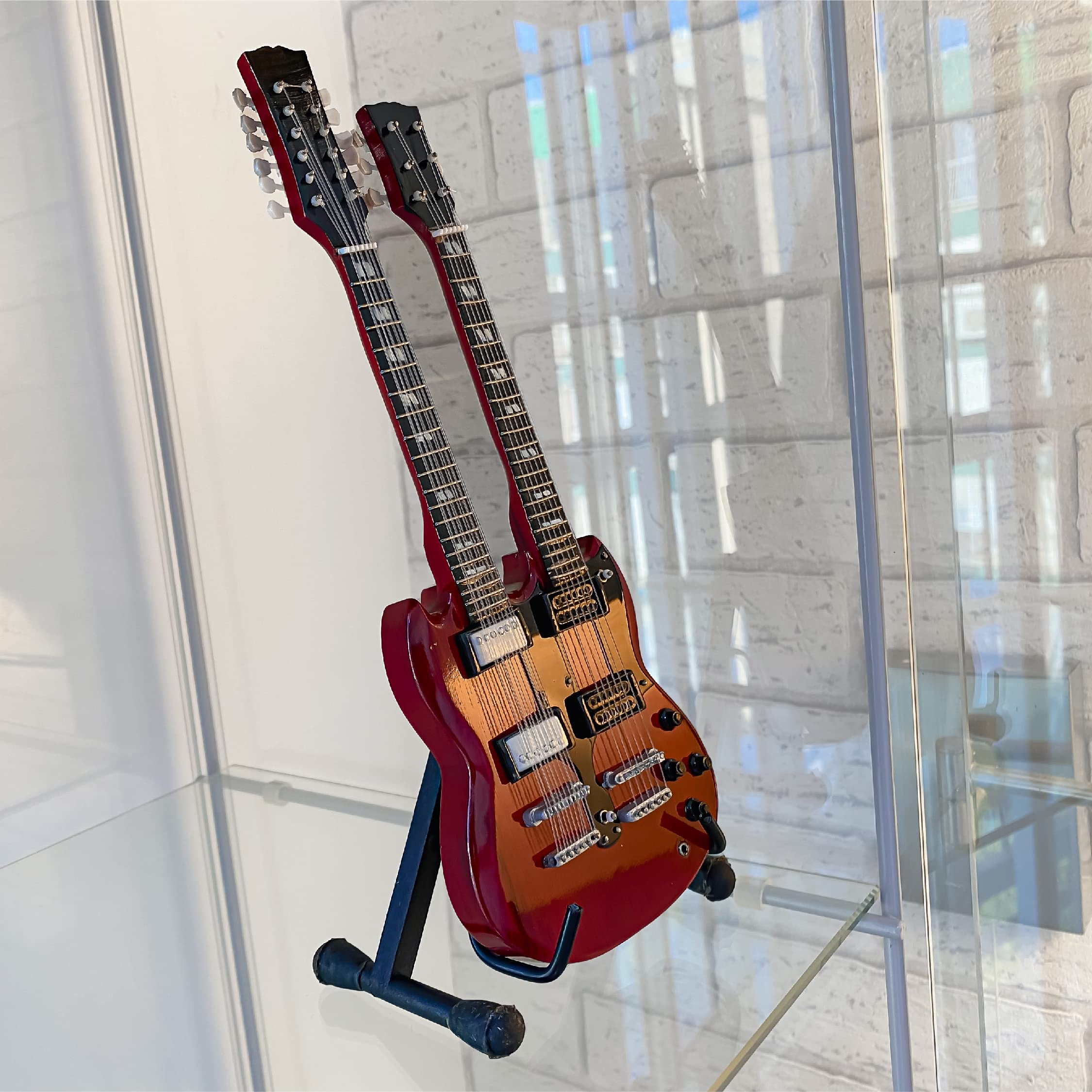 Mua Jimmy Page Miniature Replica Guitar, 1:4 Scale Miniature Double ...