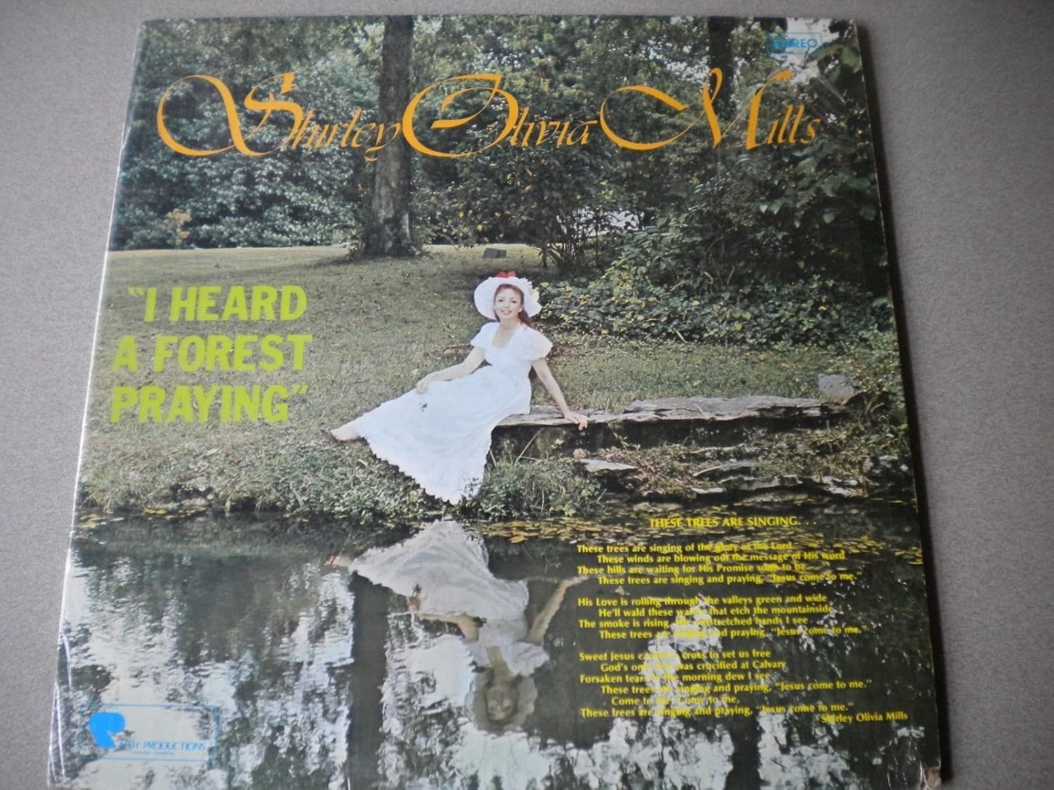 SHIRLEY OLIVIA MILLS - I Heard a Forest Praying, Shirley Olivia Mills, Vinyl. Record - Amazon ...