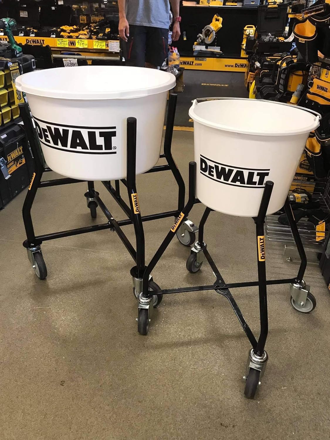 DeWalt DXWT-308 Bucket, Black, 65L – BigaMart