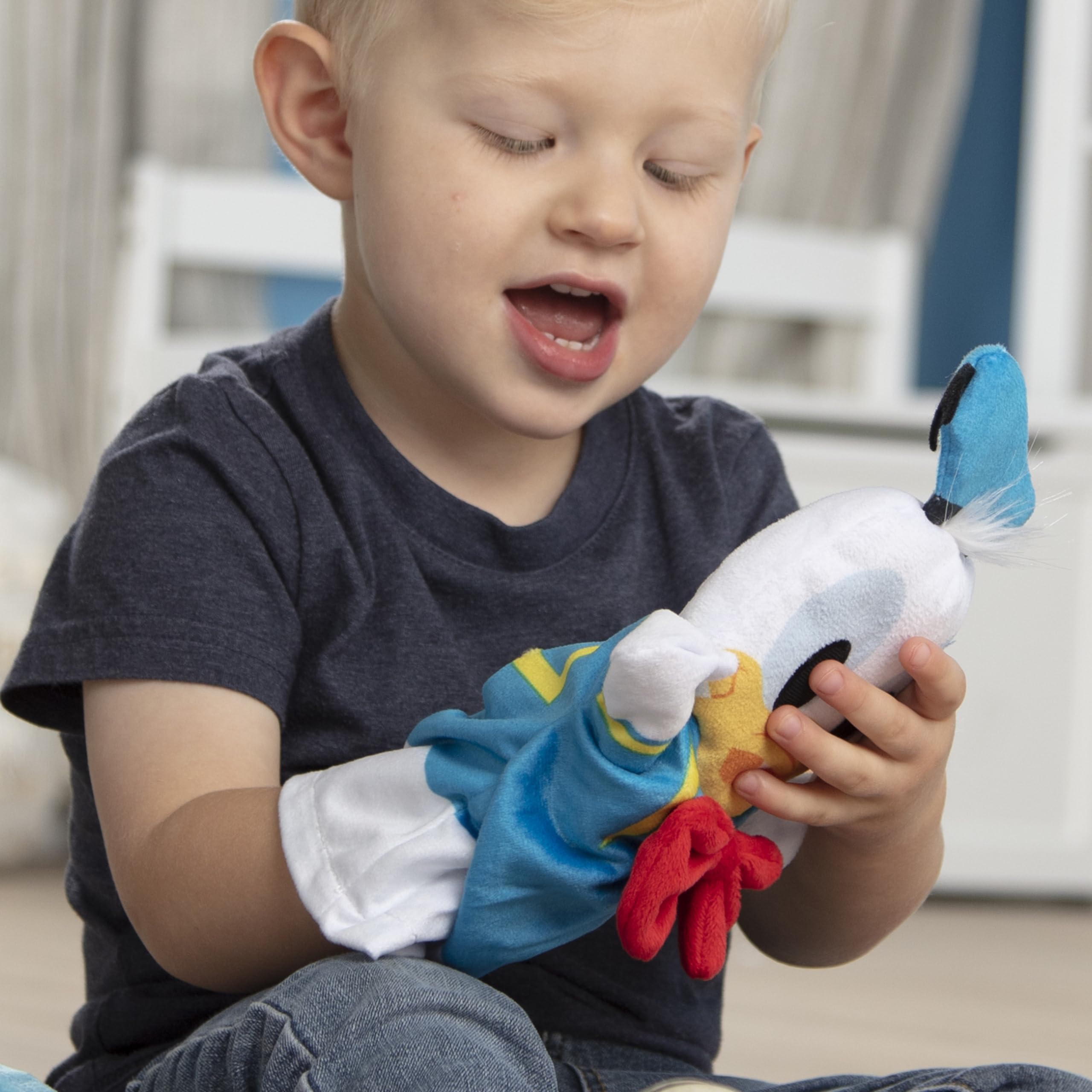 Mua Disney Mickey Mouse & Friends Soft & Cuddly Hand Puppets trên ...