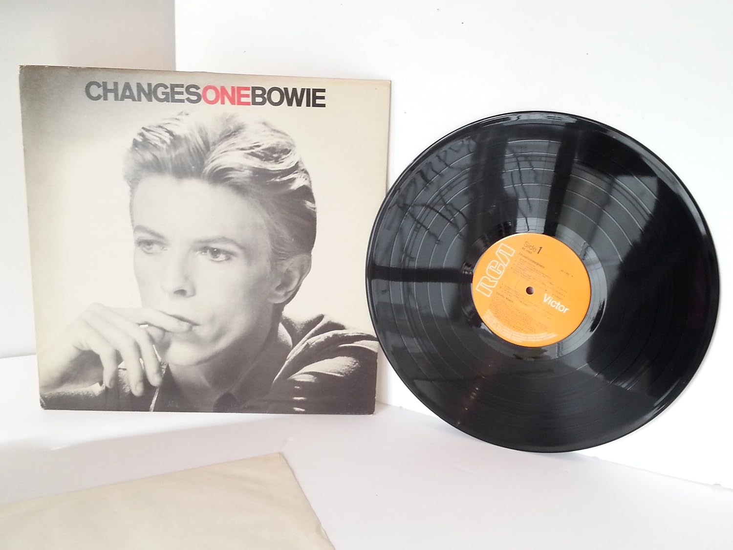 - David Bowie - Changes One - LP vinyl - Amazon.com Music
