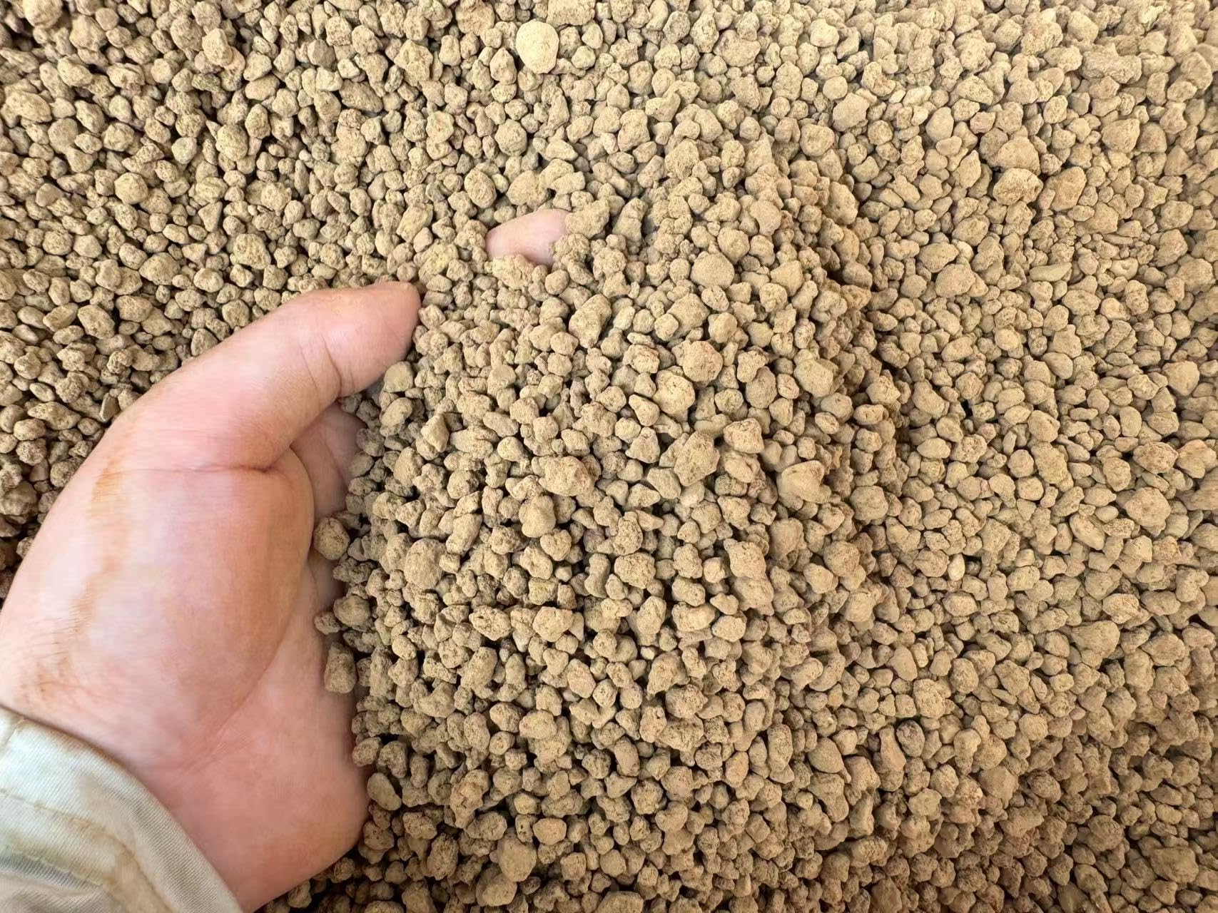 ZzbTwinkle 15 lb Small Grain Japanese Hard Akadama Bonsai Soil (3-6mm ...