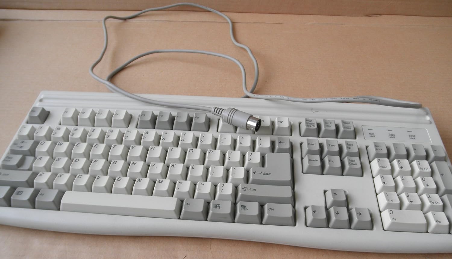 Mitsumi Kpq E99zc 13 104 Key 5 Pin Din Keyboard Beige Computers And Accessories