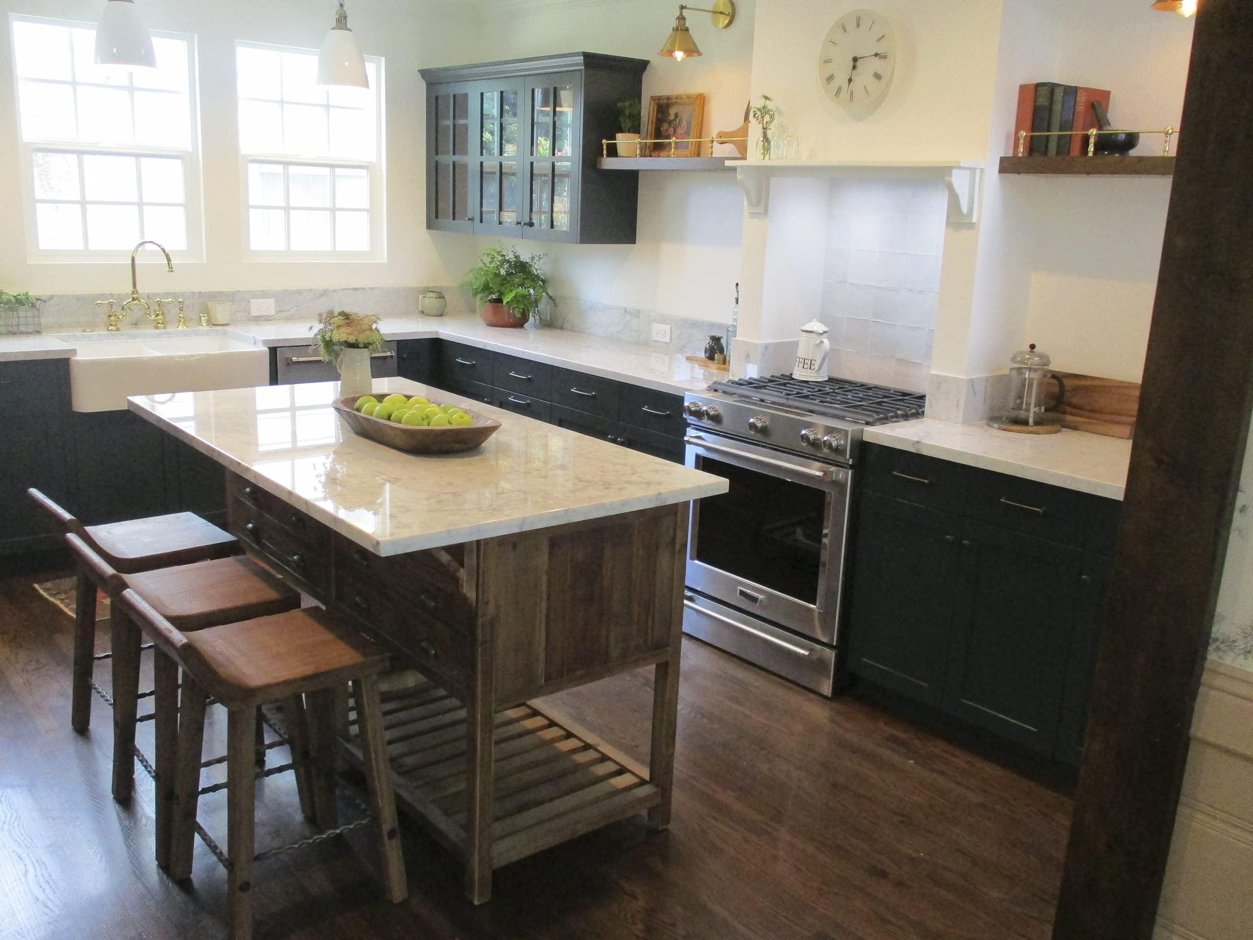 Amazon.com: House Hunters Renovation - Season 17 : Jodi Scheer: Prime Video