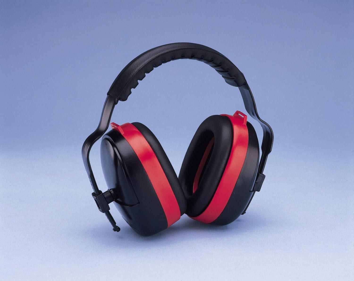 Elvex Maximuff Hearing Protection - 28 db NRR: Ear Protection Equipment ...