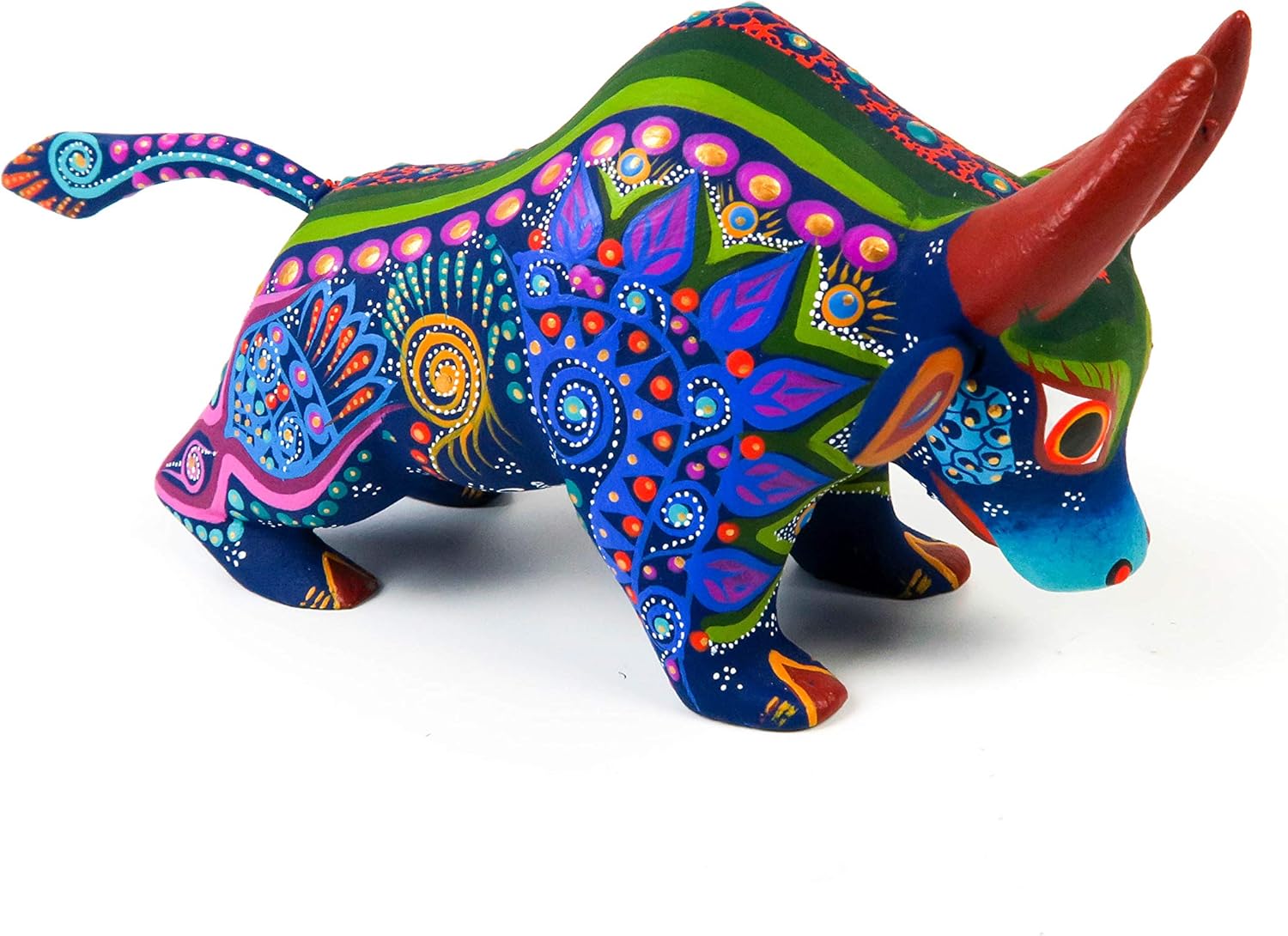 Amazon.com: Blue Bull Oaxacan Alebrije Wood Carving Mexican Folk Art ...