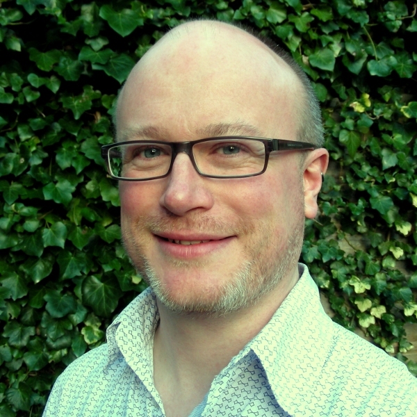 Media, Gender and Identity: An Introduction: Amazon.co.uk: Gauntlett ...