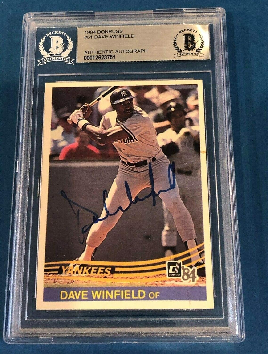 DAVE WINFIELD Signed 1984 DONRUSS Card #51 Beckett Authenticated BAS ...