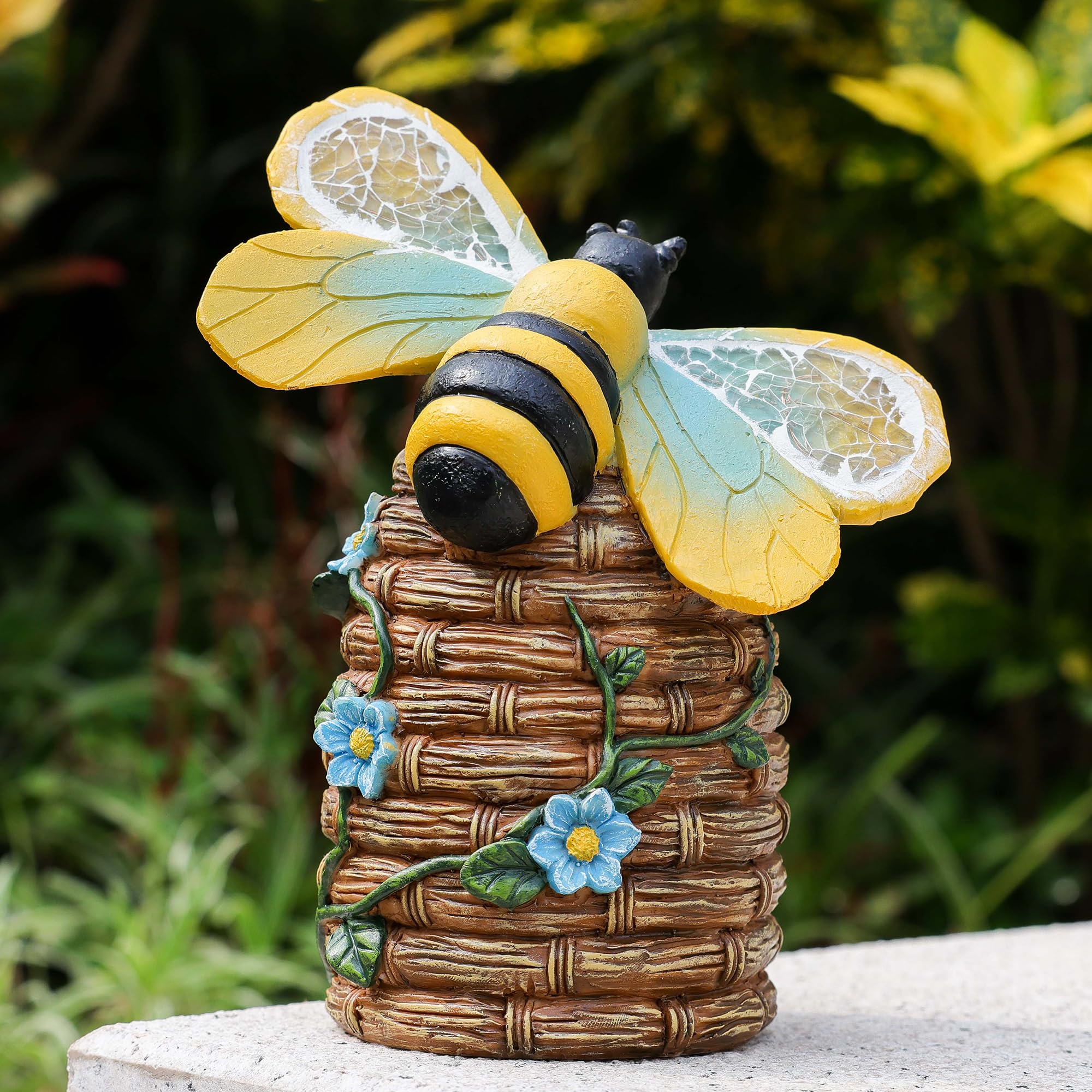 Yiosax Garden Statue Bee Decor-Outdoor Statue Bees Decorations-Solar ...