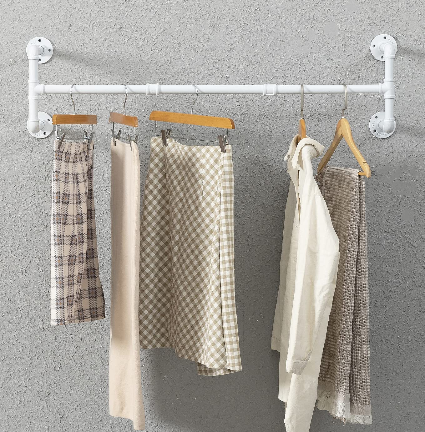 Industrial Clothes Racks, Wall Mounted Garment Racks, Space-Saving ...