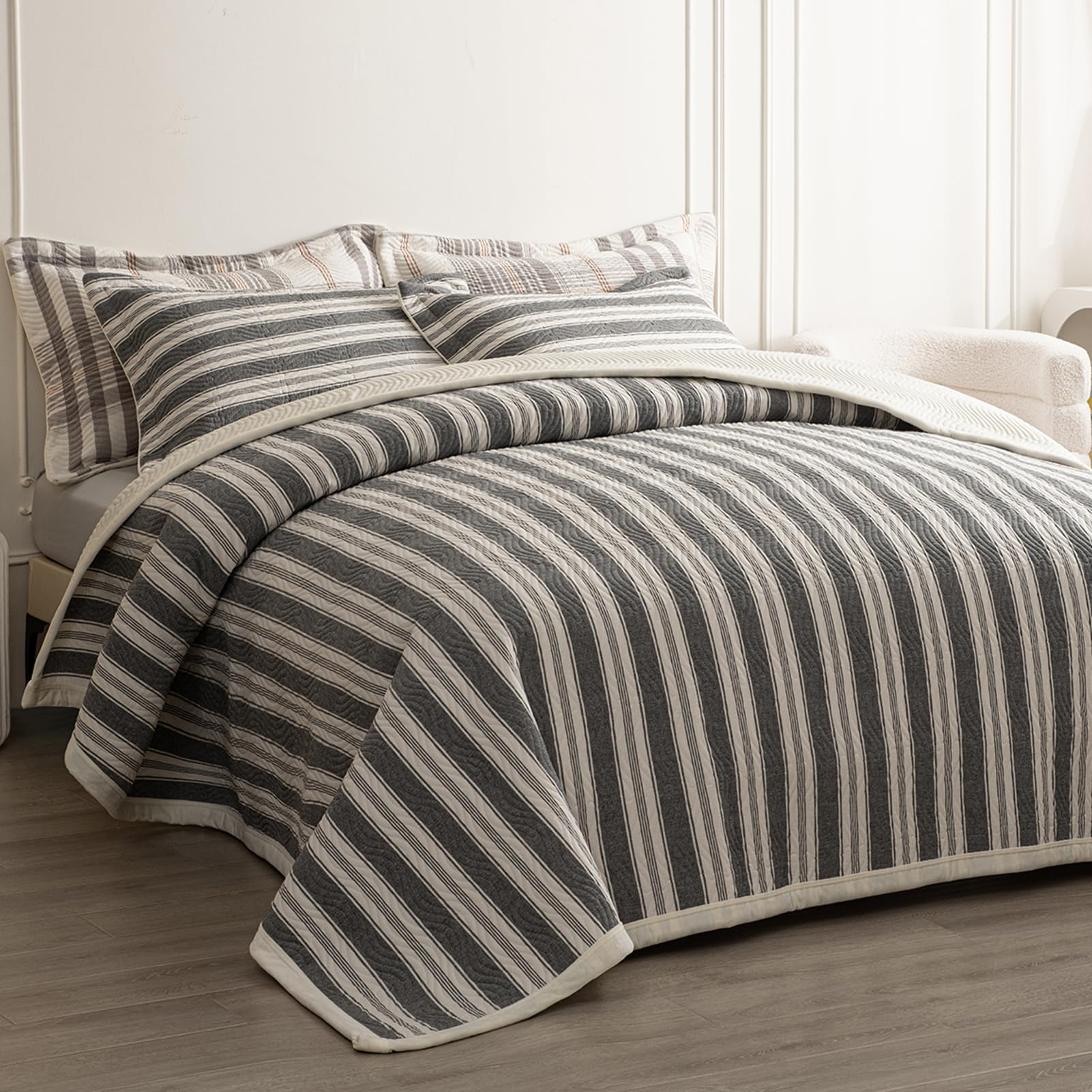 tohrisa Cotton Striped Quilt Set, Ultra Soft 3 Pieces Queen Size ...