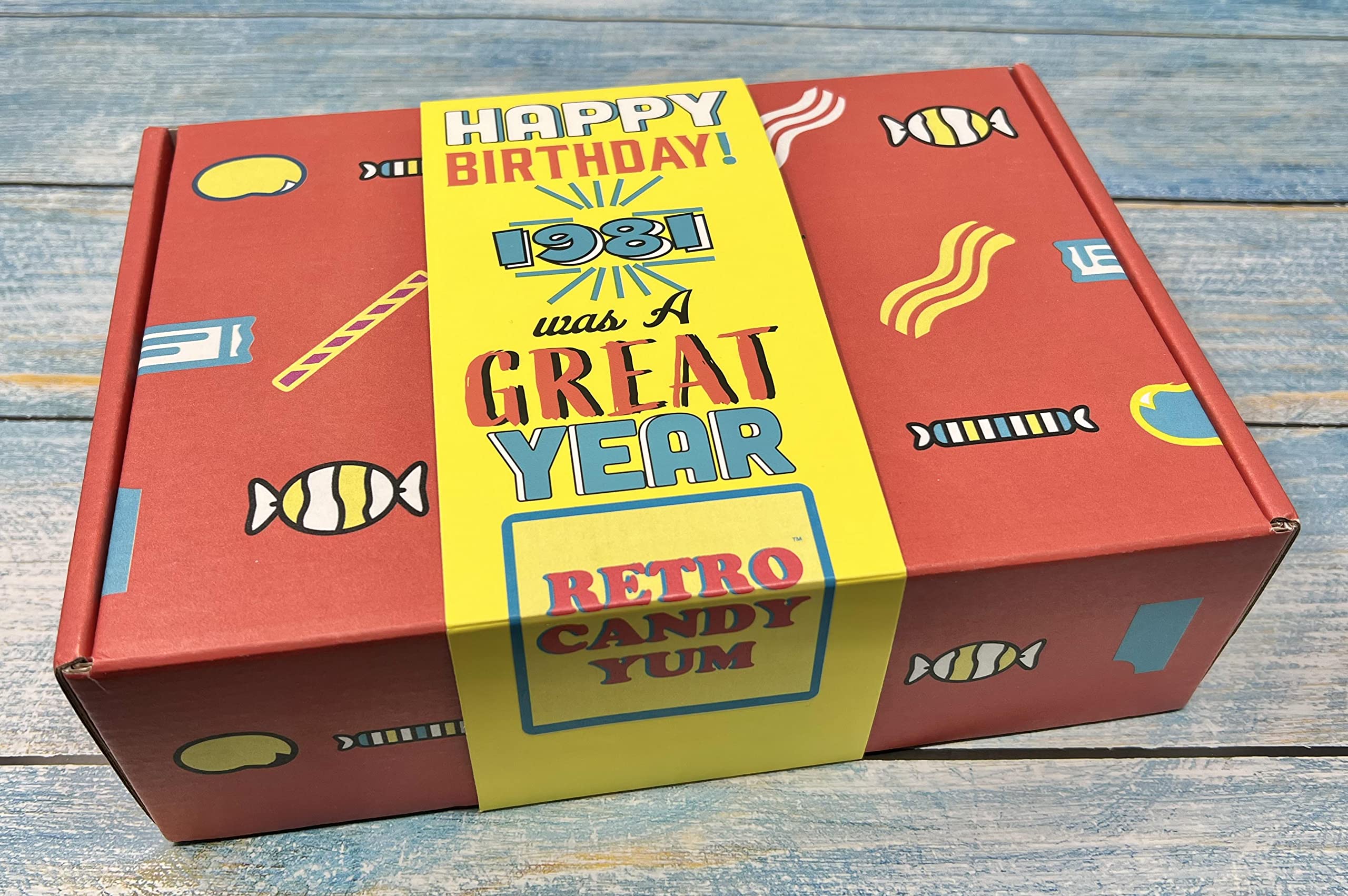 RETRO CANDY YUM ~ 1981 43rd Birthday Decade 80s Candy Gift Basket Box ...