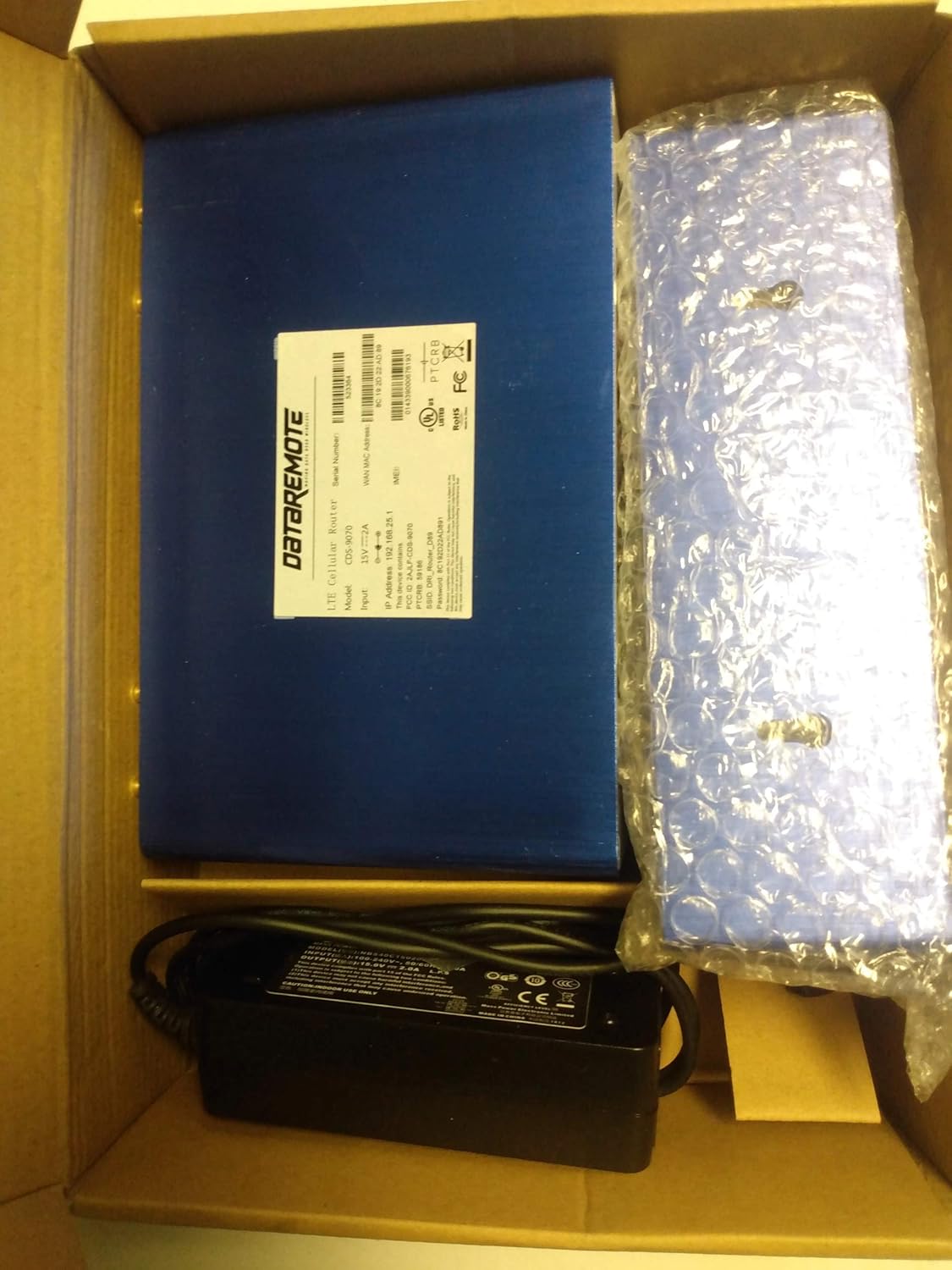 Amazon.com: DataRemote CDS-9070 Cellular LTE WiFi Router Powered by AT ...