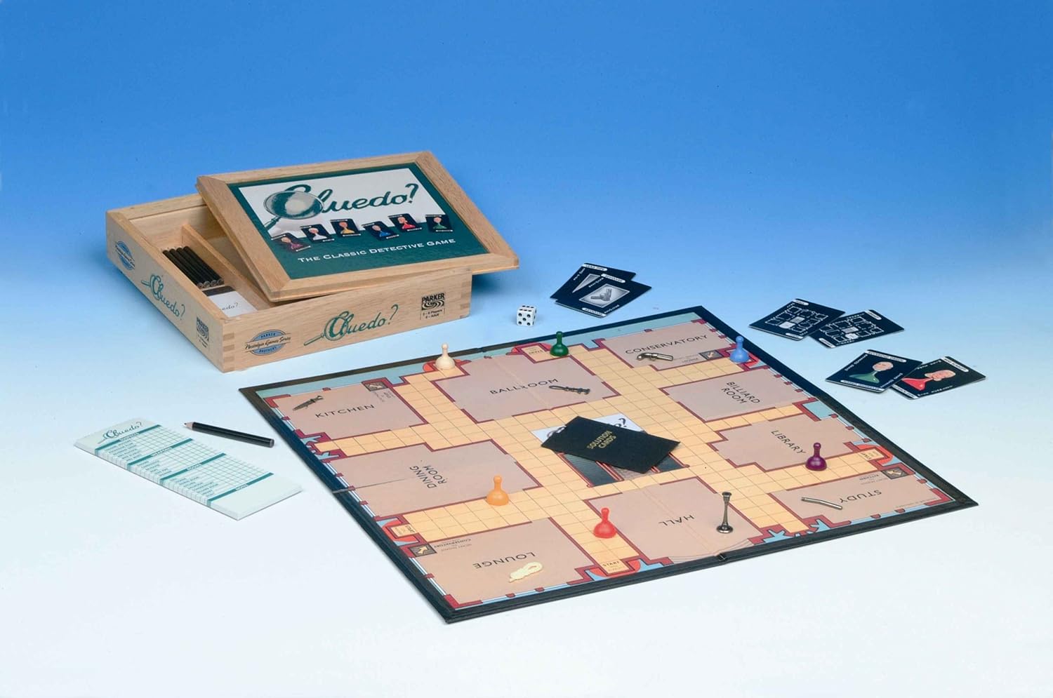 Cluedo Nostalgia Wooden Edition – BigaMart