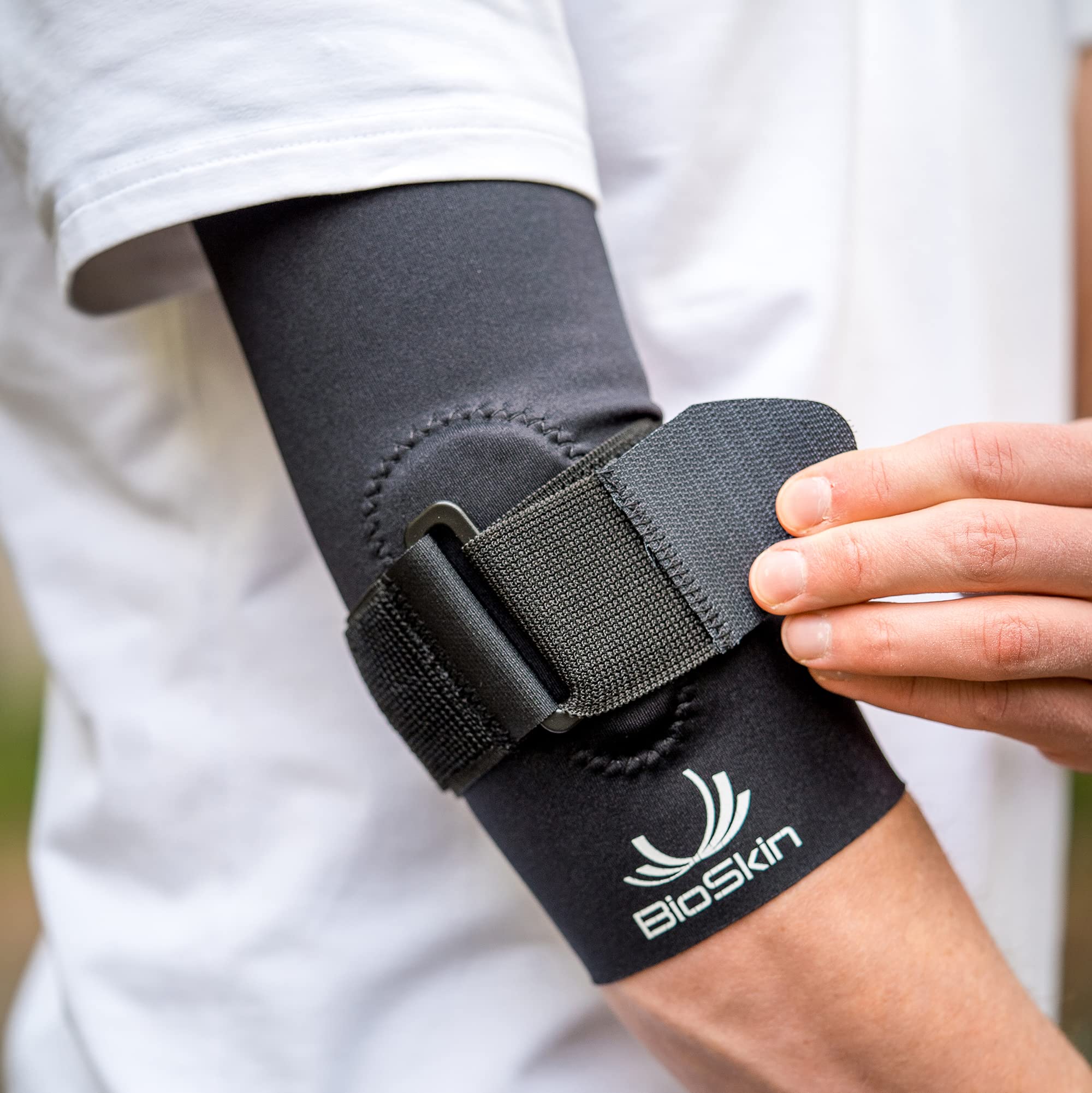 Mua BIOSKIN Tennis Elbow Brace, Elbow Compression Sleeve with Support ...