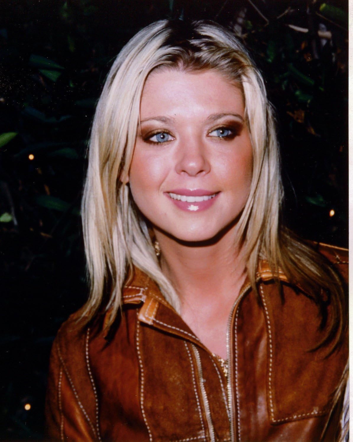Tara Reid in leather 8x10 Photo L2172 at Amazon's Entertainment ...