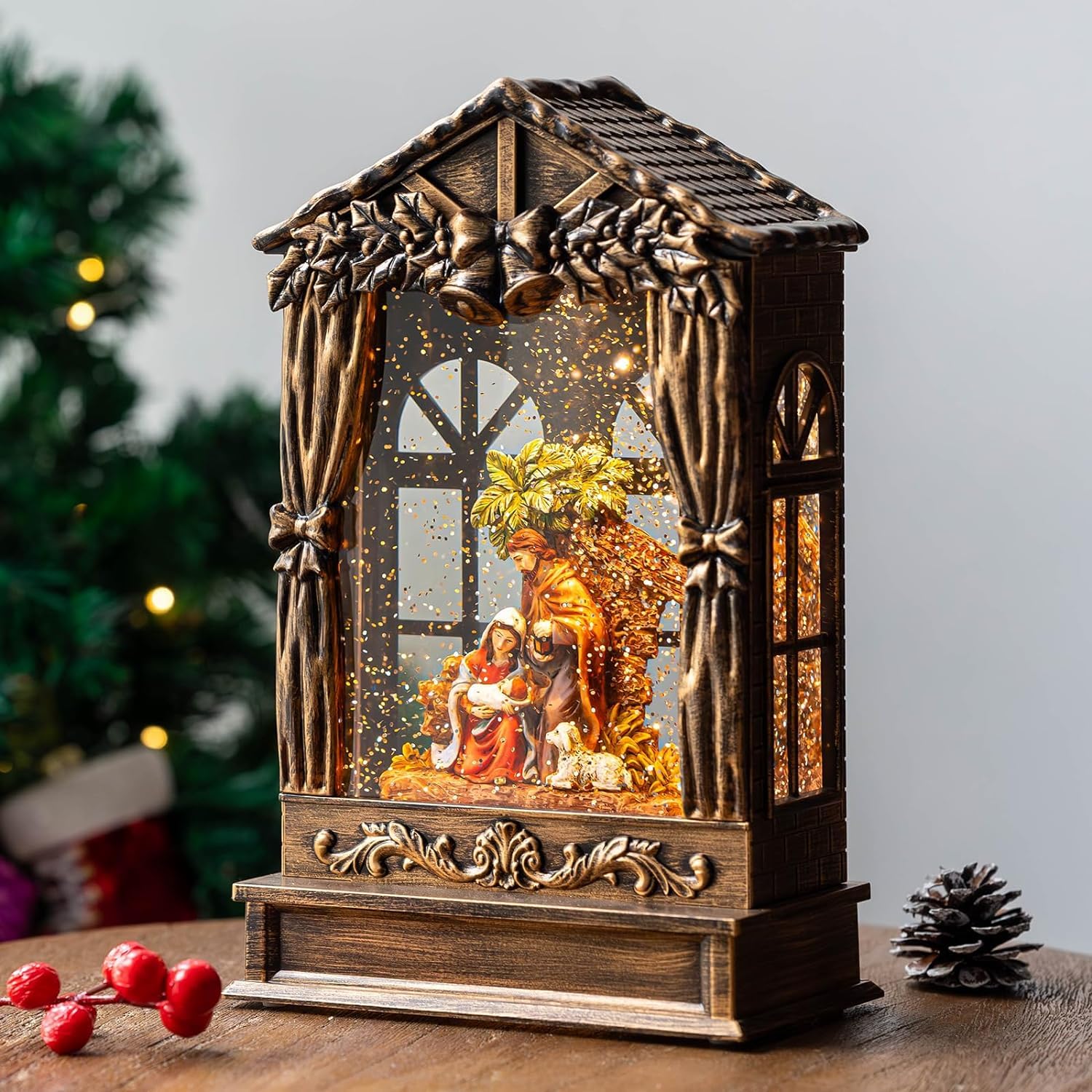 Christmas Snow Globes, Cardinal Christmas Tree Water Lantern, USB ...