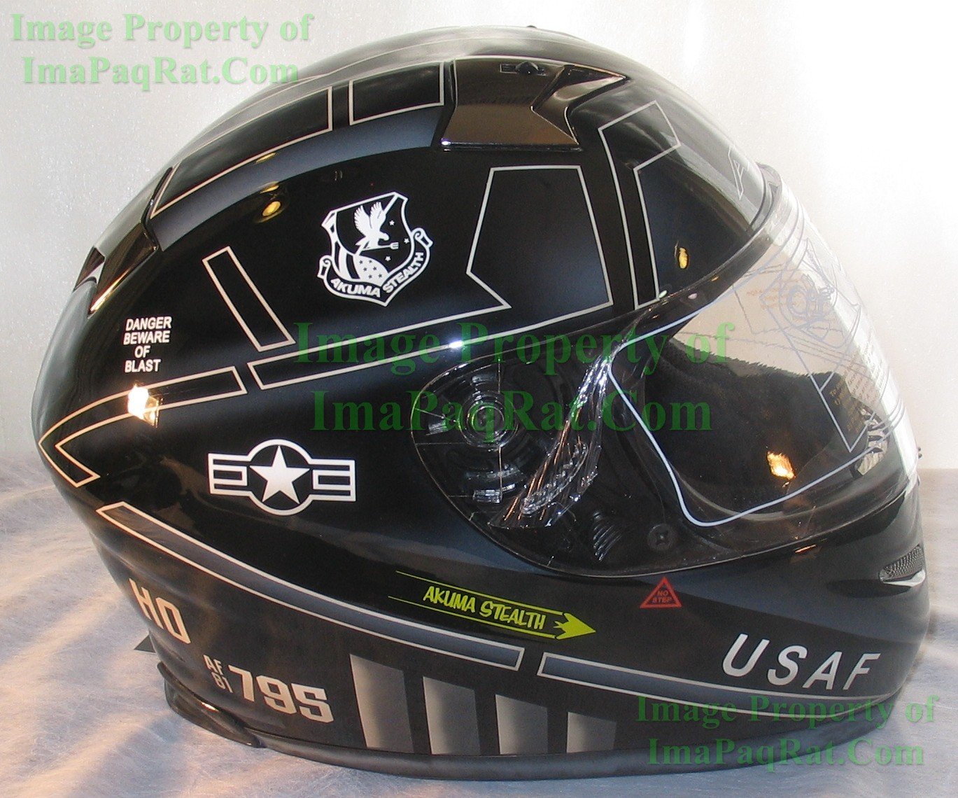 XXXL AKUMA STEALTH Motorcycle Helmet GLOSSY BLACK With Built In LED ...