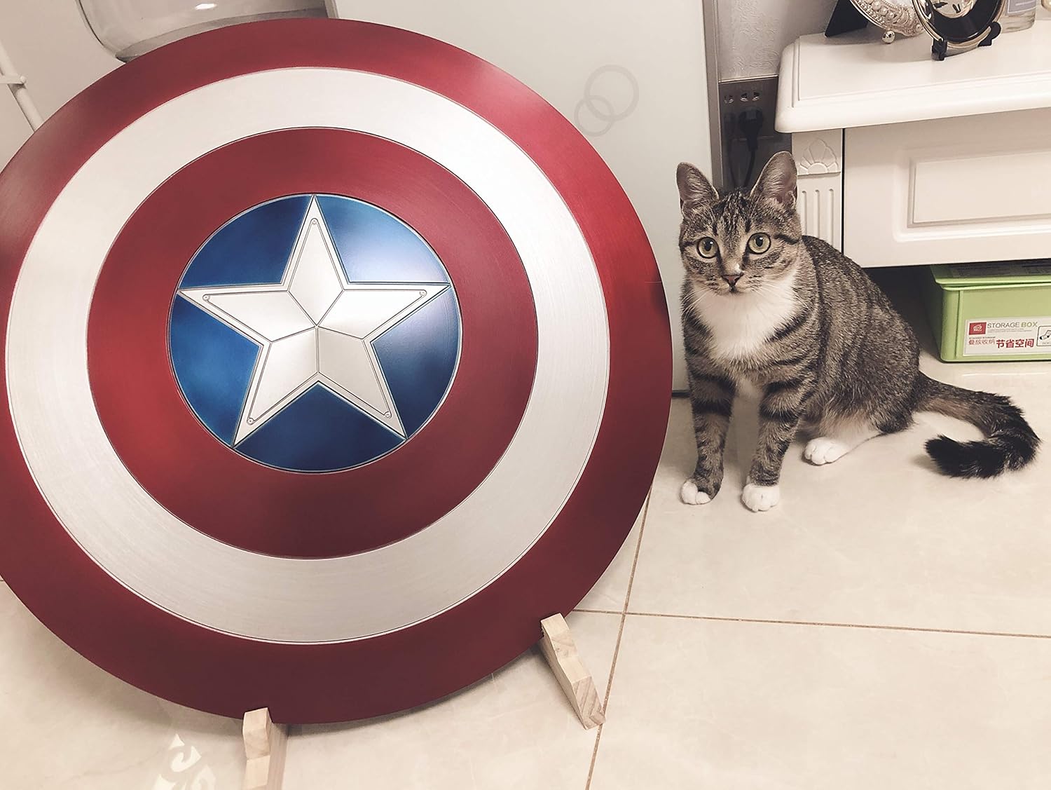 Super Saturday DMAR Captain America Shield Wooden Display Stand 24 in 1 ...