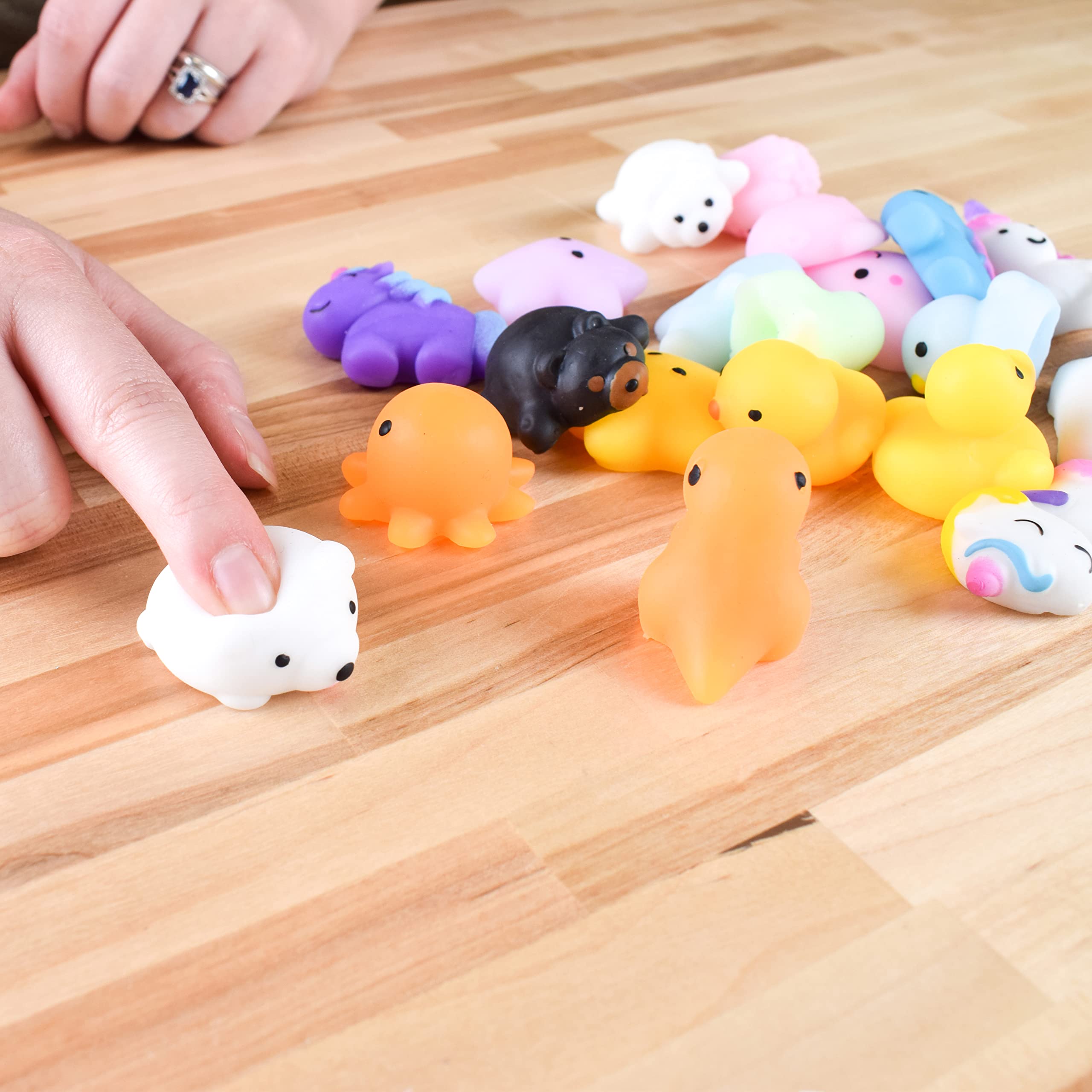 Mua Mini Mochi Squishy 24 Pack Toy Set, Mochi Party Favors for Kids ...