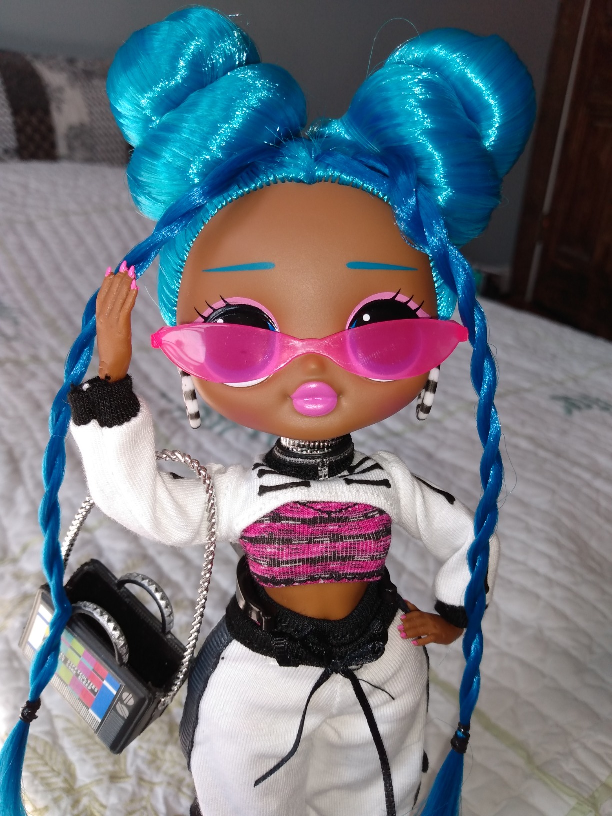 $8/mo - Finance LOL Surprise OMG Chillax Fashion Doll - Dress Up Doll ...