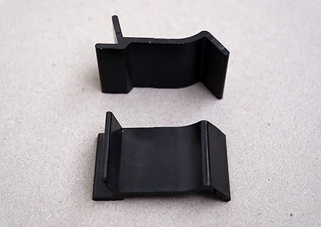 Amazon.com : GoodsZone 10/Pack Table Top Rim Clips Nylon Patio Table ...