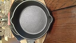 Universal Housewares Pre-Seasoned Cast Iron 3 Piece Skillet Set: Amazon ...