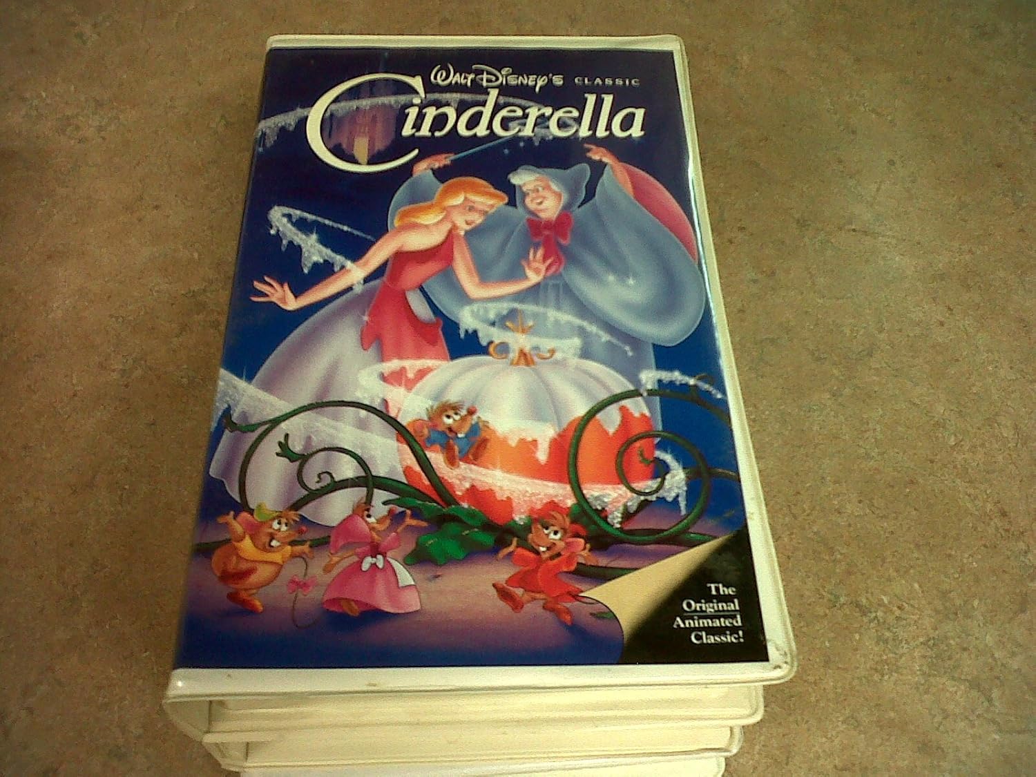 Cinderella [VHS] [Import]: Amazon.co.uk: DVD & Blu-ray