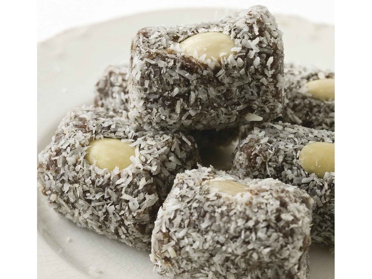 Amazon.com : Date Coconut Roll 15 Pounds (15 lbs.) : Coconut Flakes ...