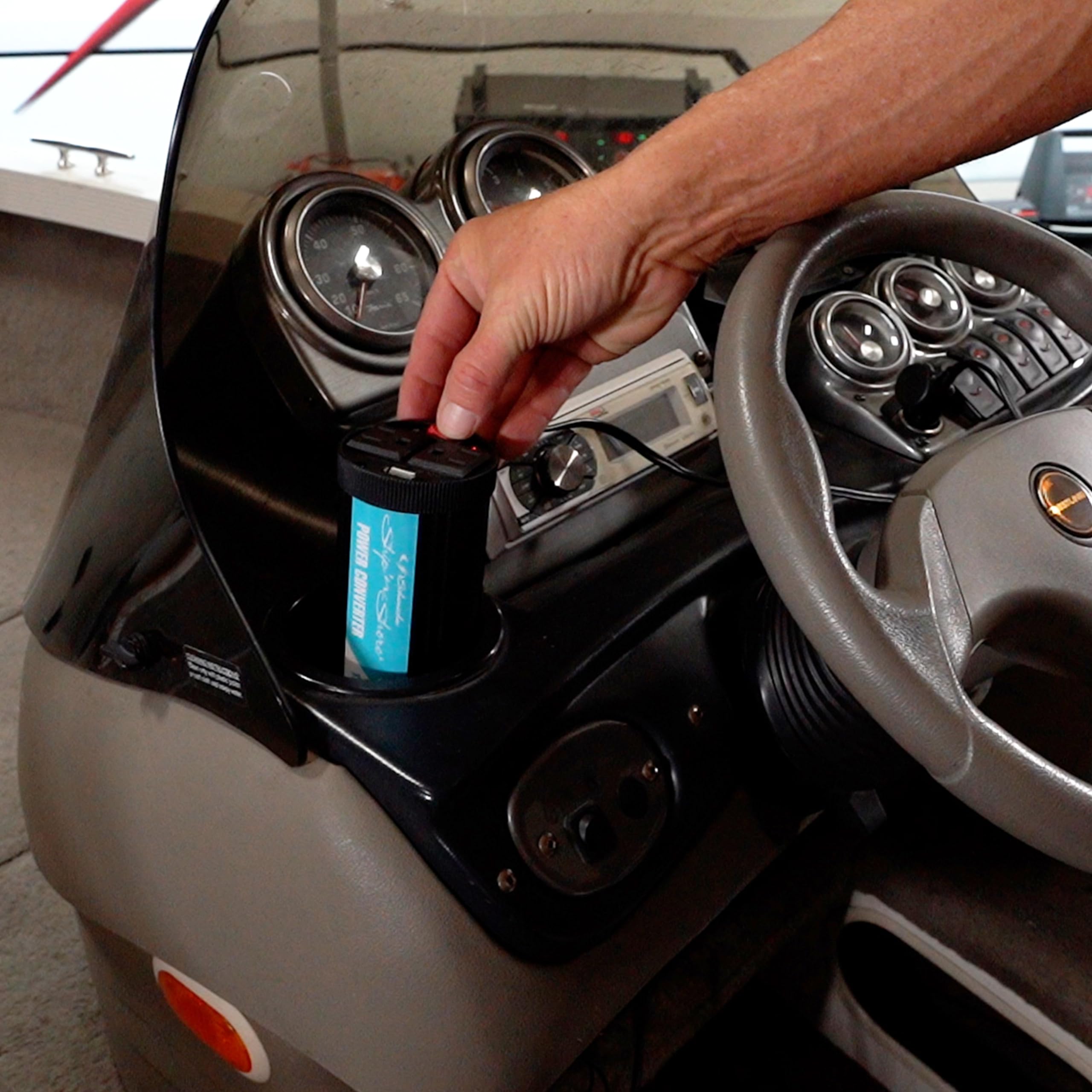 Mua Schumacher Electric Ship ‘n Shore SI1479 150 Continuous Watt/300 ...