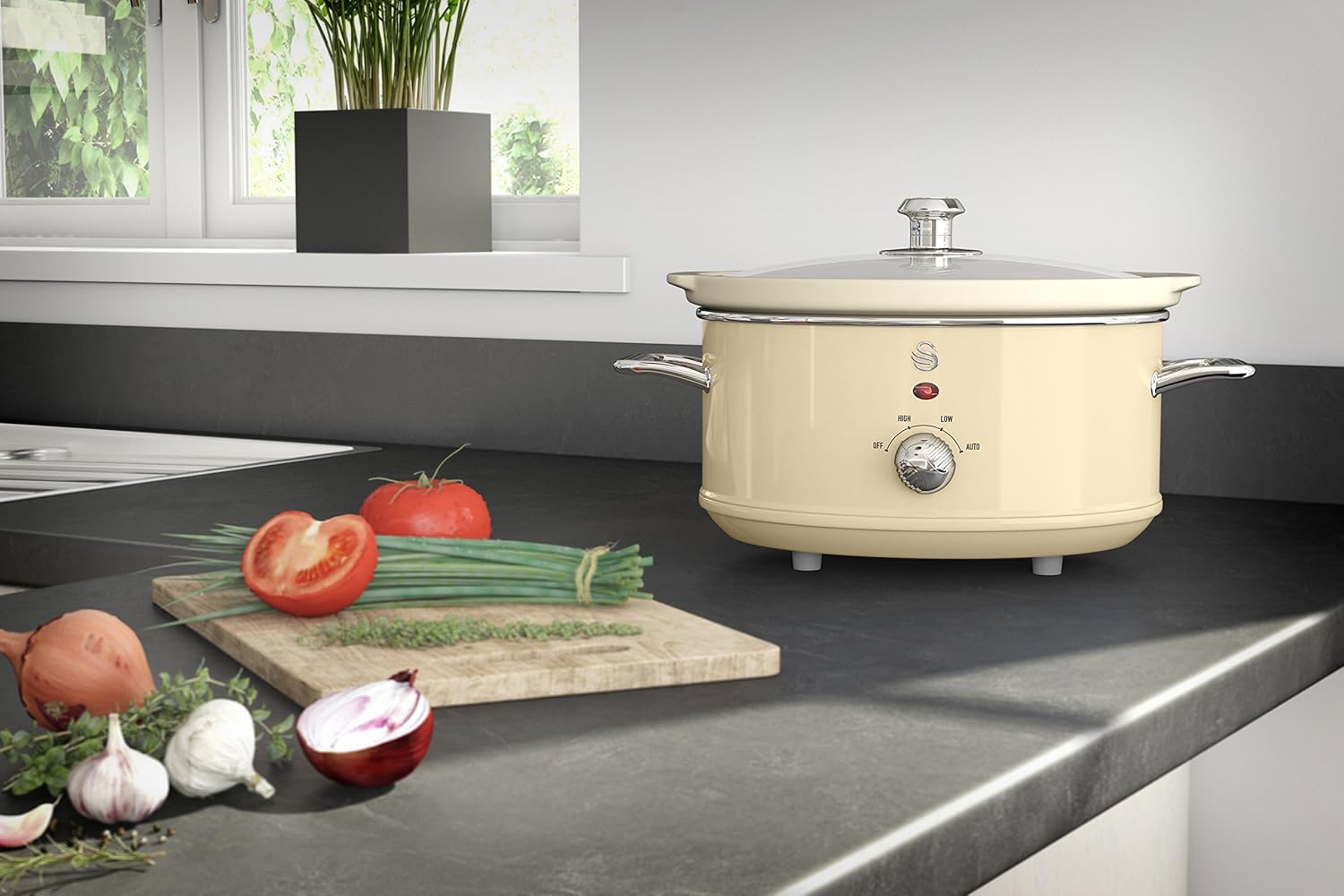 Swan Retro Cream 3.5 Litre Slow Cooker, 3 Temperature Settings, Keep ...