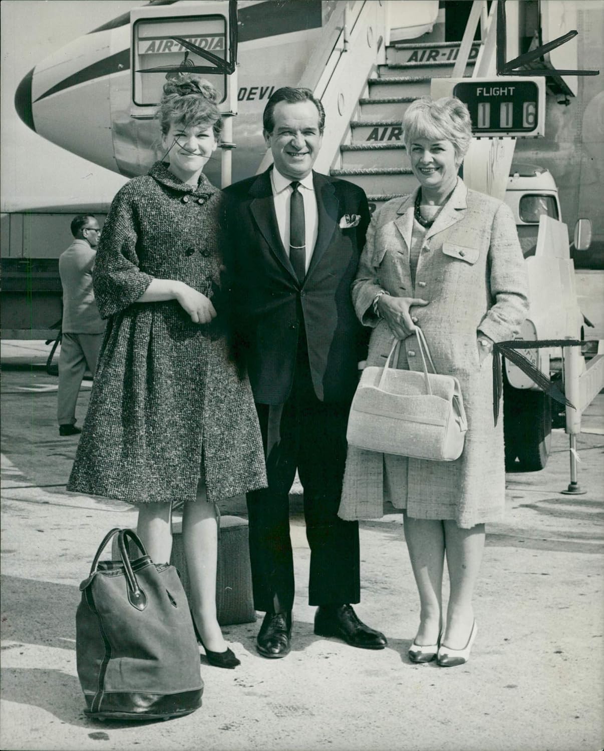 Amazon.com: Vintage photo of Mr. Al Capp with wife and their daughter ...