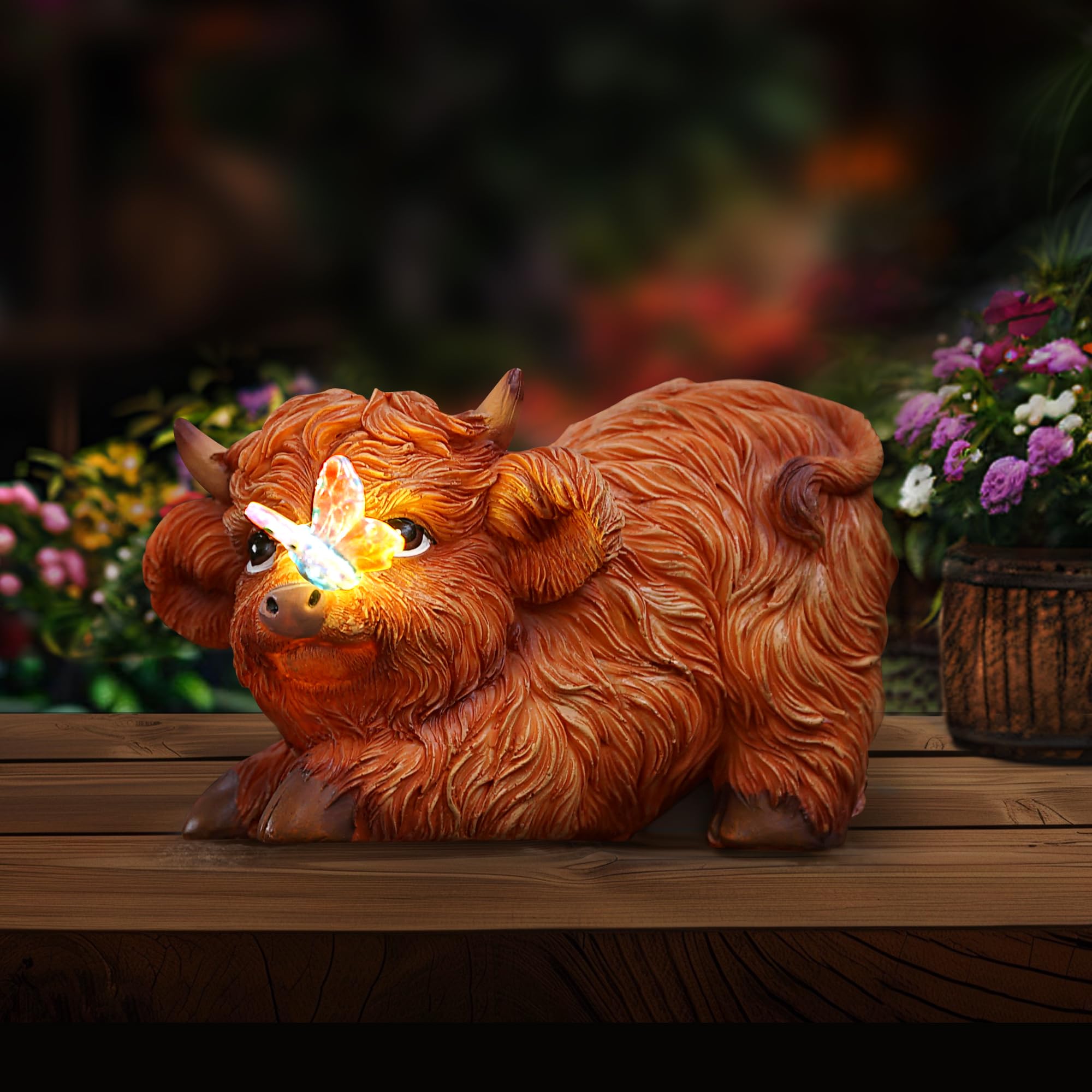 Highland Cow Solar Powered Outdoor Garden Statue, Resin Highland Cow ...