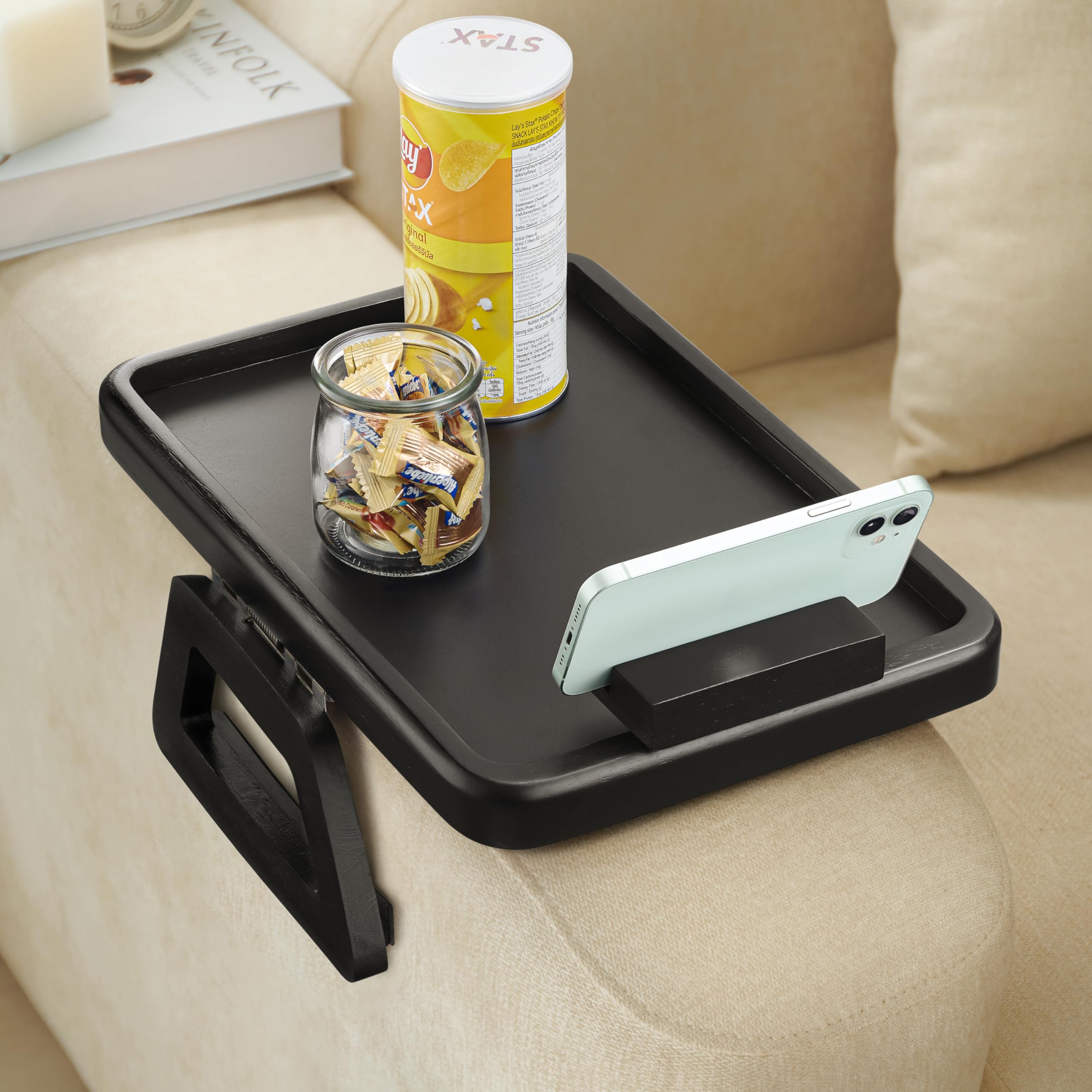 table | Nellis Auction