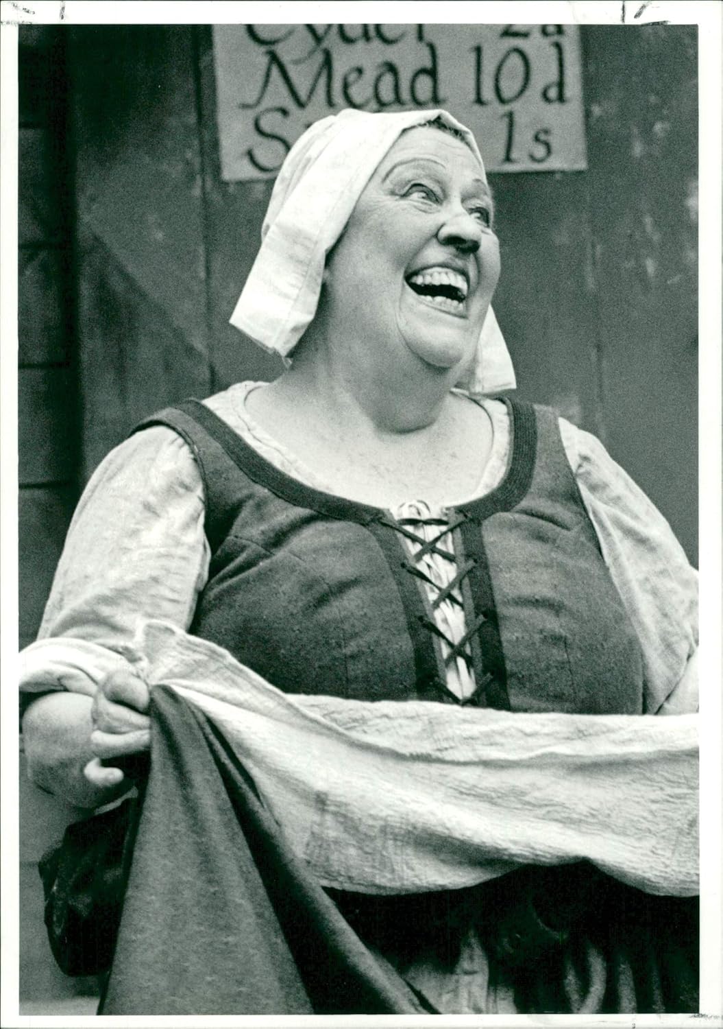 Amazon.com: Vintage photo of Peggy Mount Actress.: Entertainment ...