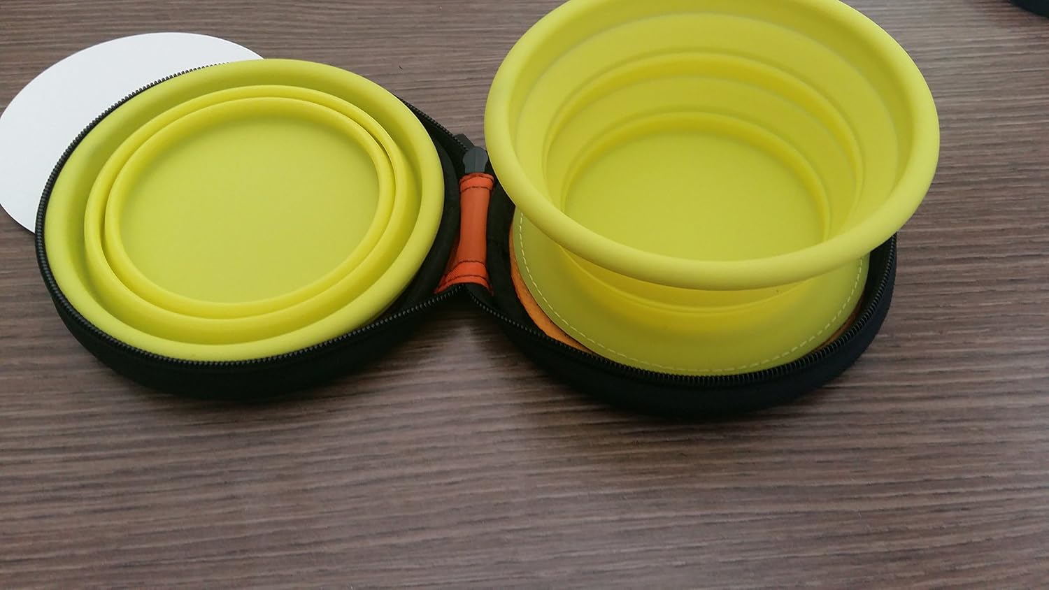 Beeztees K&Bz Bz Sili Travel Dinner Set Eesy Yellow S 700 g – BigaMart