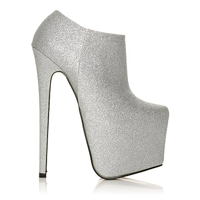 chaussure a talon aiguille tres haut