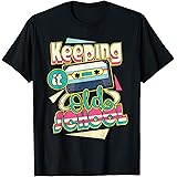 Amazon.com: Keeping it Old School Retro Boombox graphic Vintage Gift T ...