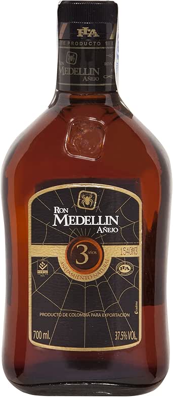 Ron medellin Añejo, 3 años, 700 ml: Amazon.es: Alimentación y bebidas