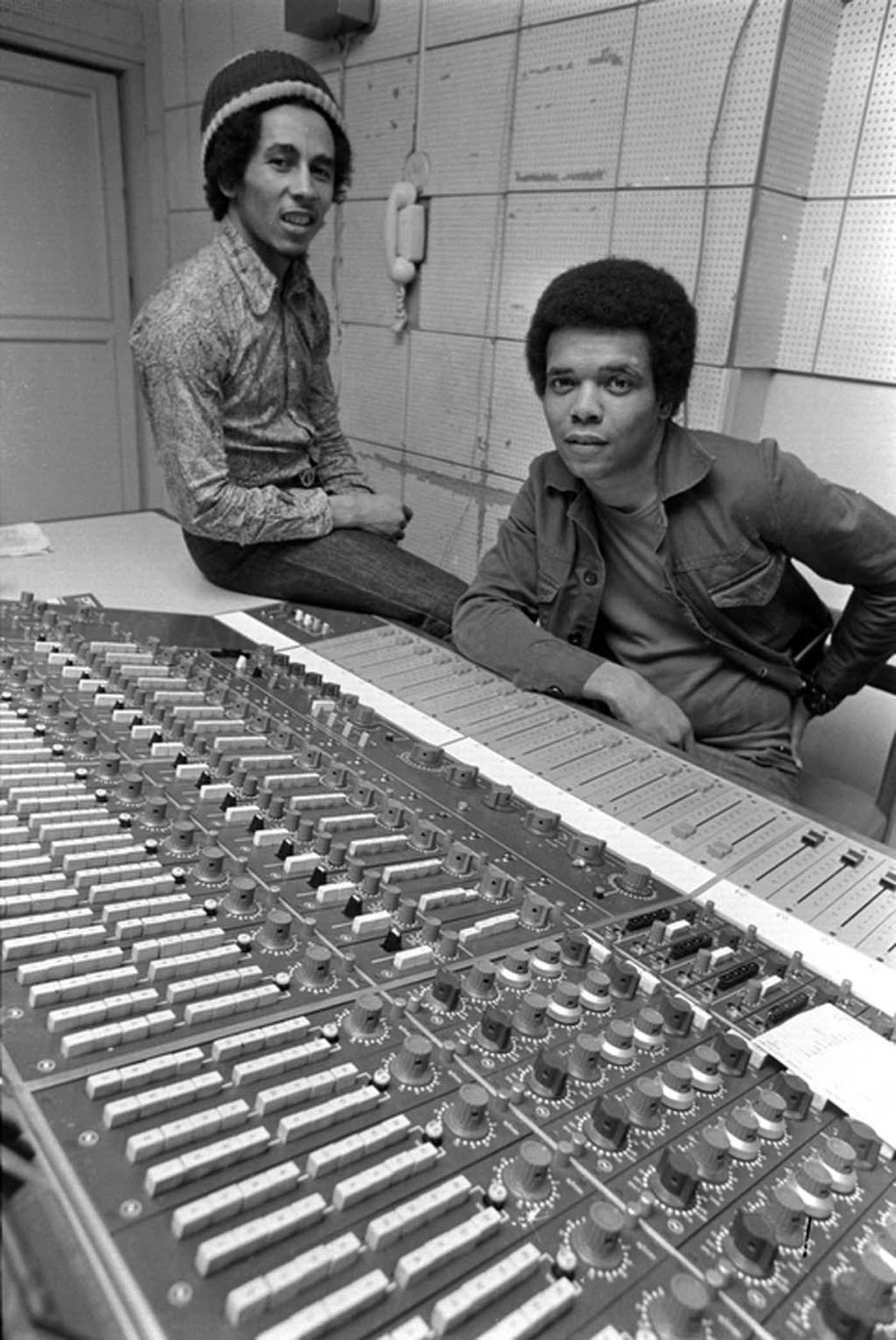Photos of musicians in the recording studio | Page 4 | Steve Hoffman ...