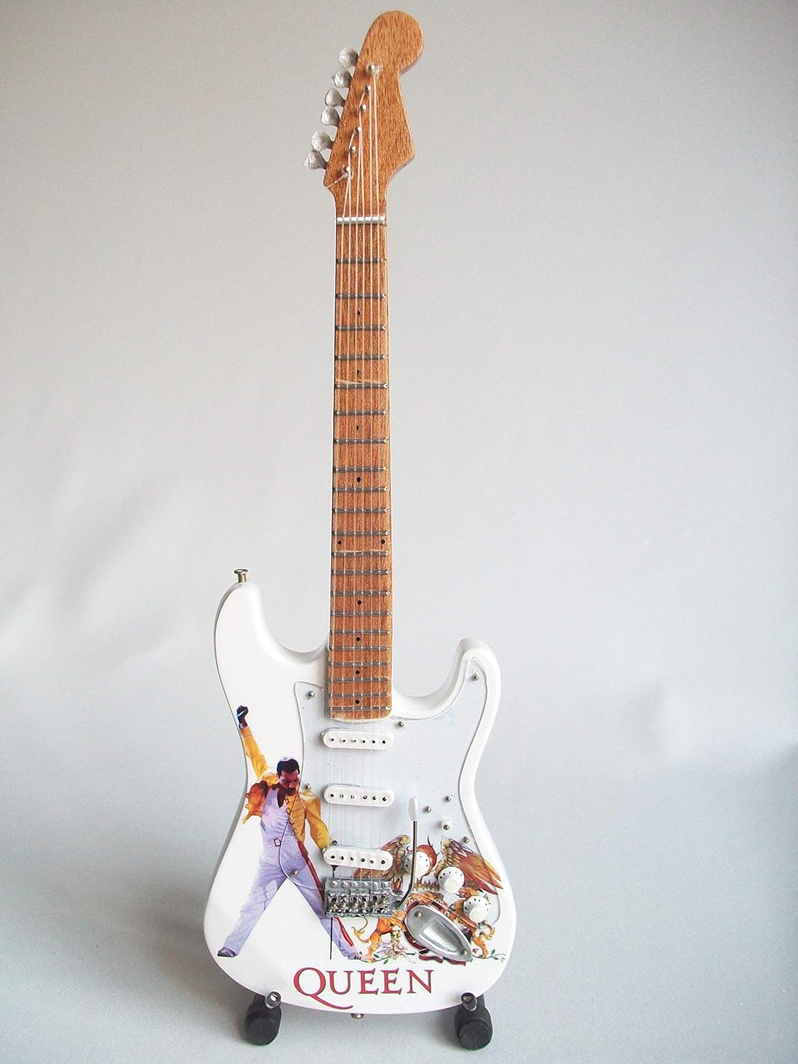 Mini guitar for collectors replica - Stratocaster Queen - Freddie ...