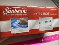 Amazon.com: Sunbeam Hot-2-Trot 800 Watt Compact Non-Stick Soleplate ...